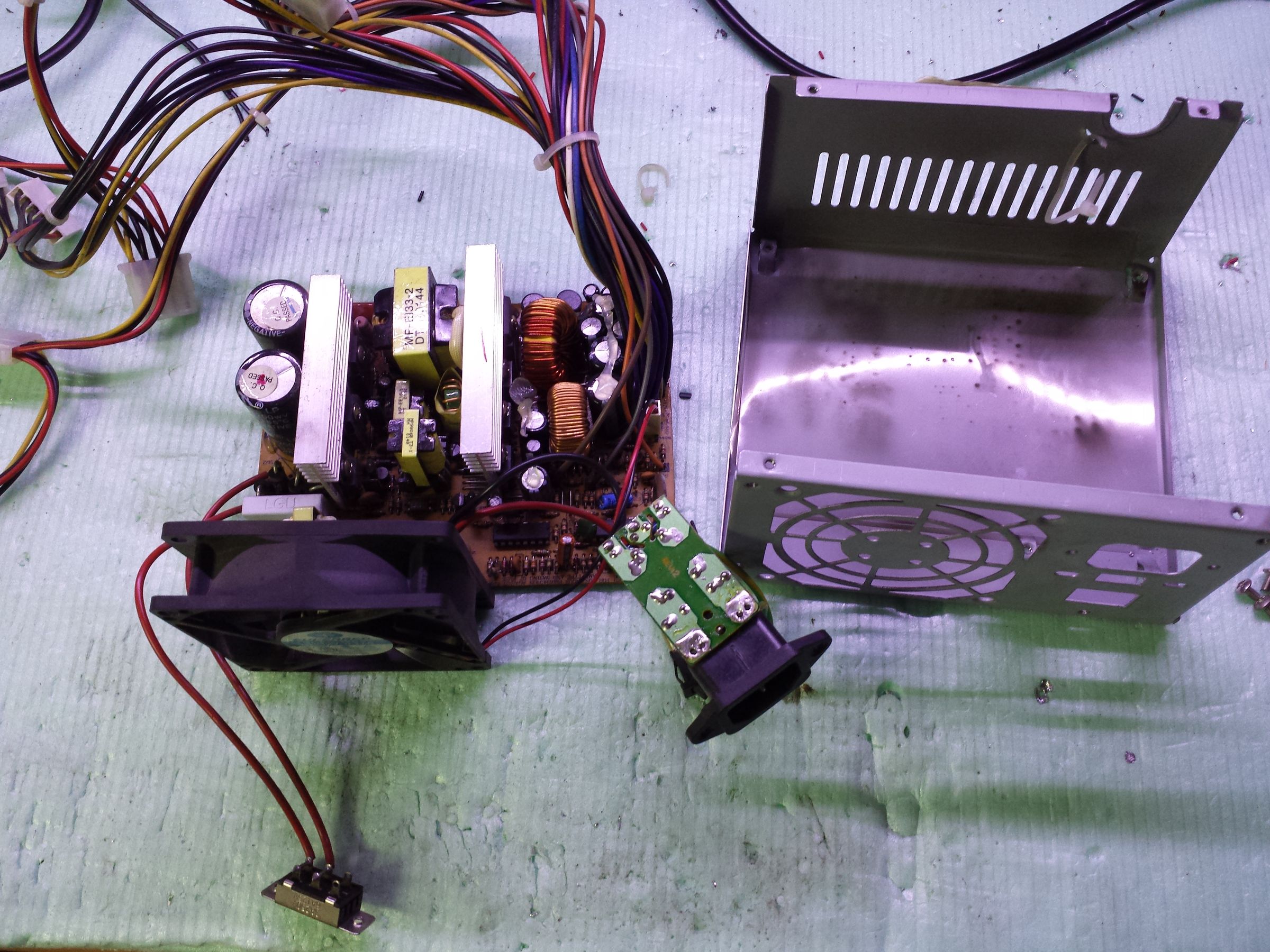 The Old ATX PC Power Supply to the New Lab Power Supply Case : 5 Steps ...