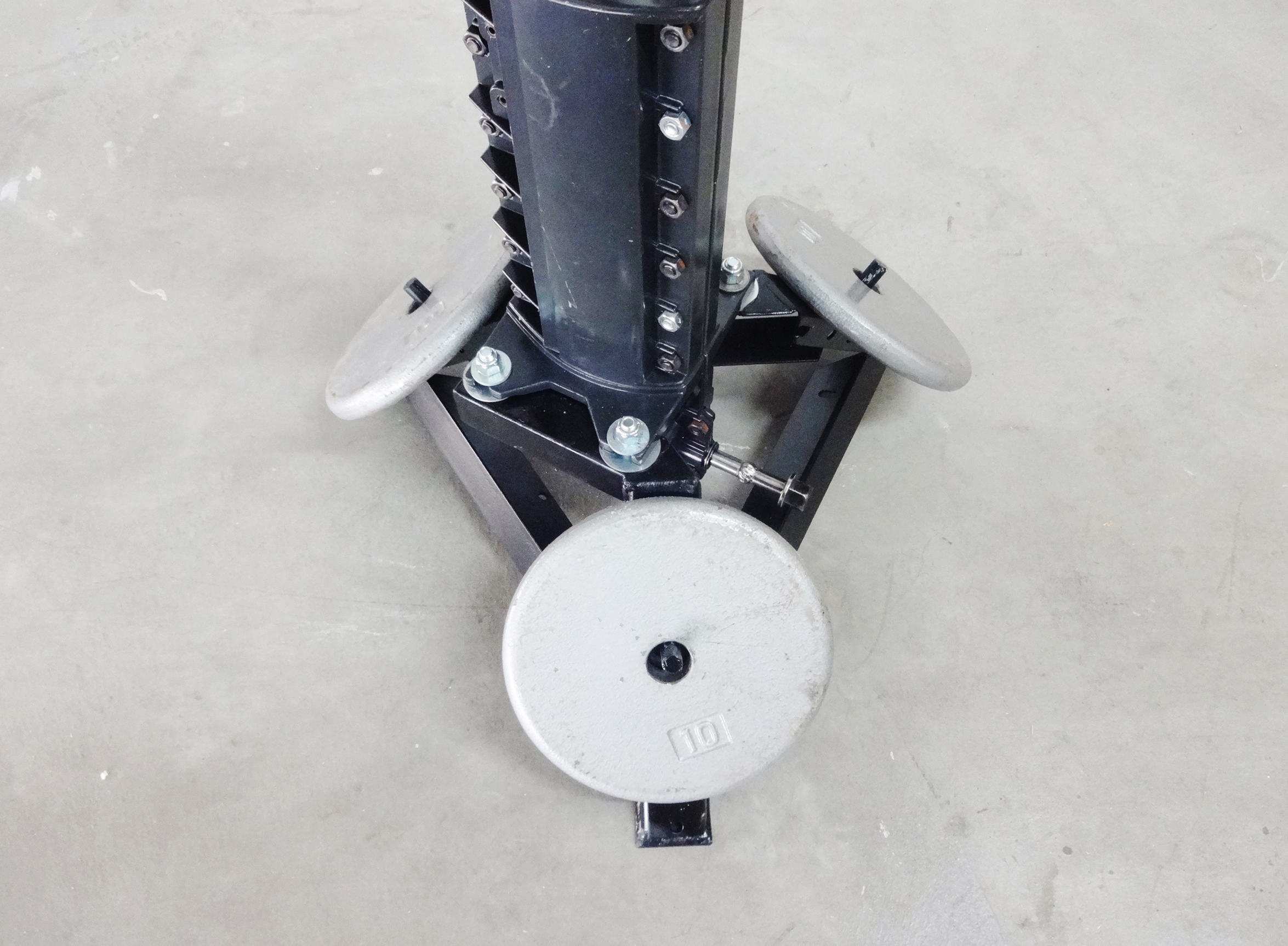 Height-Adjustable Portable Vise Stand : 22 Steps (with Pictures ...