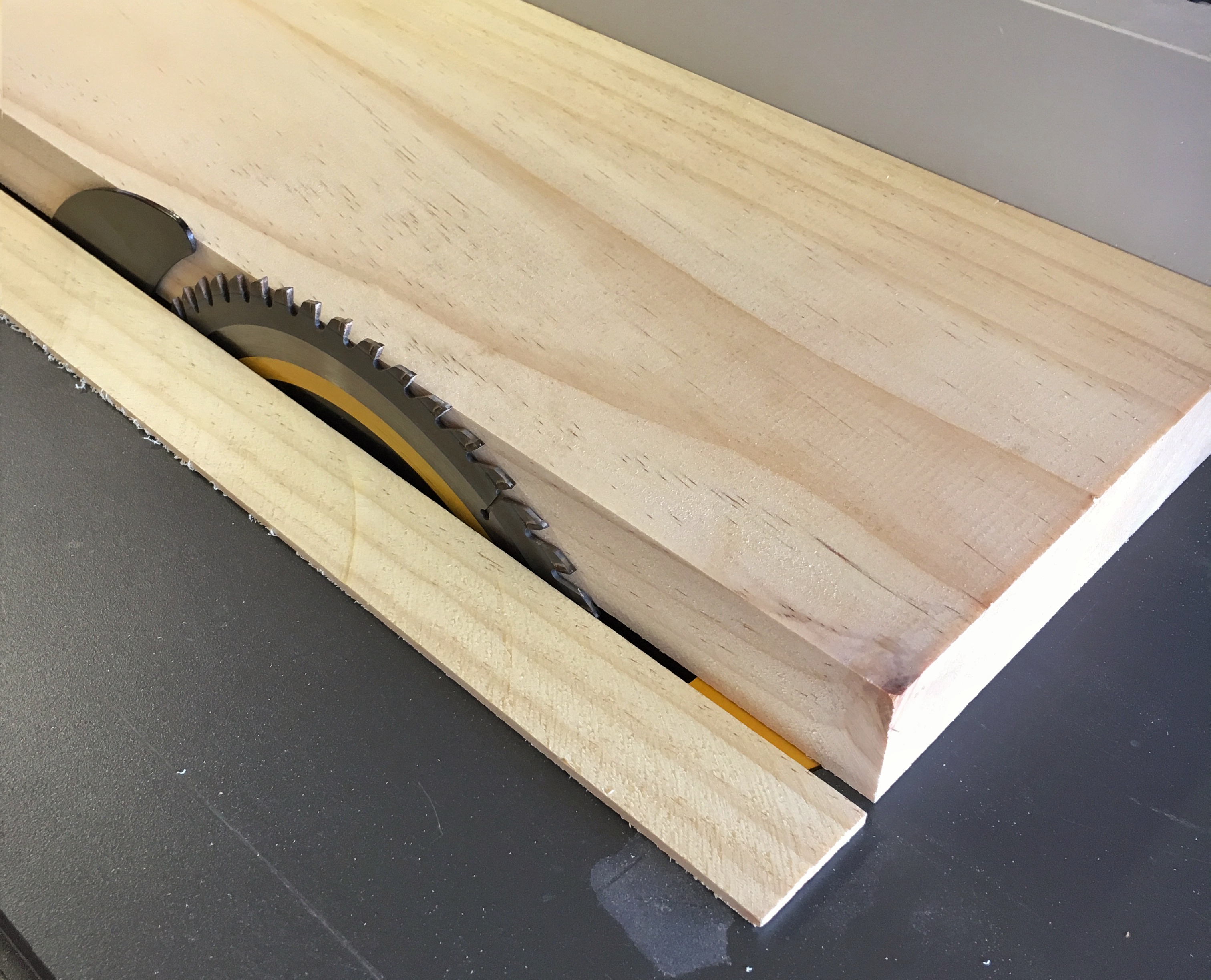 Adding Wooden Splines and Some Nice Feet to Your Wooden Boxes : 8 Steps ...