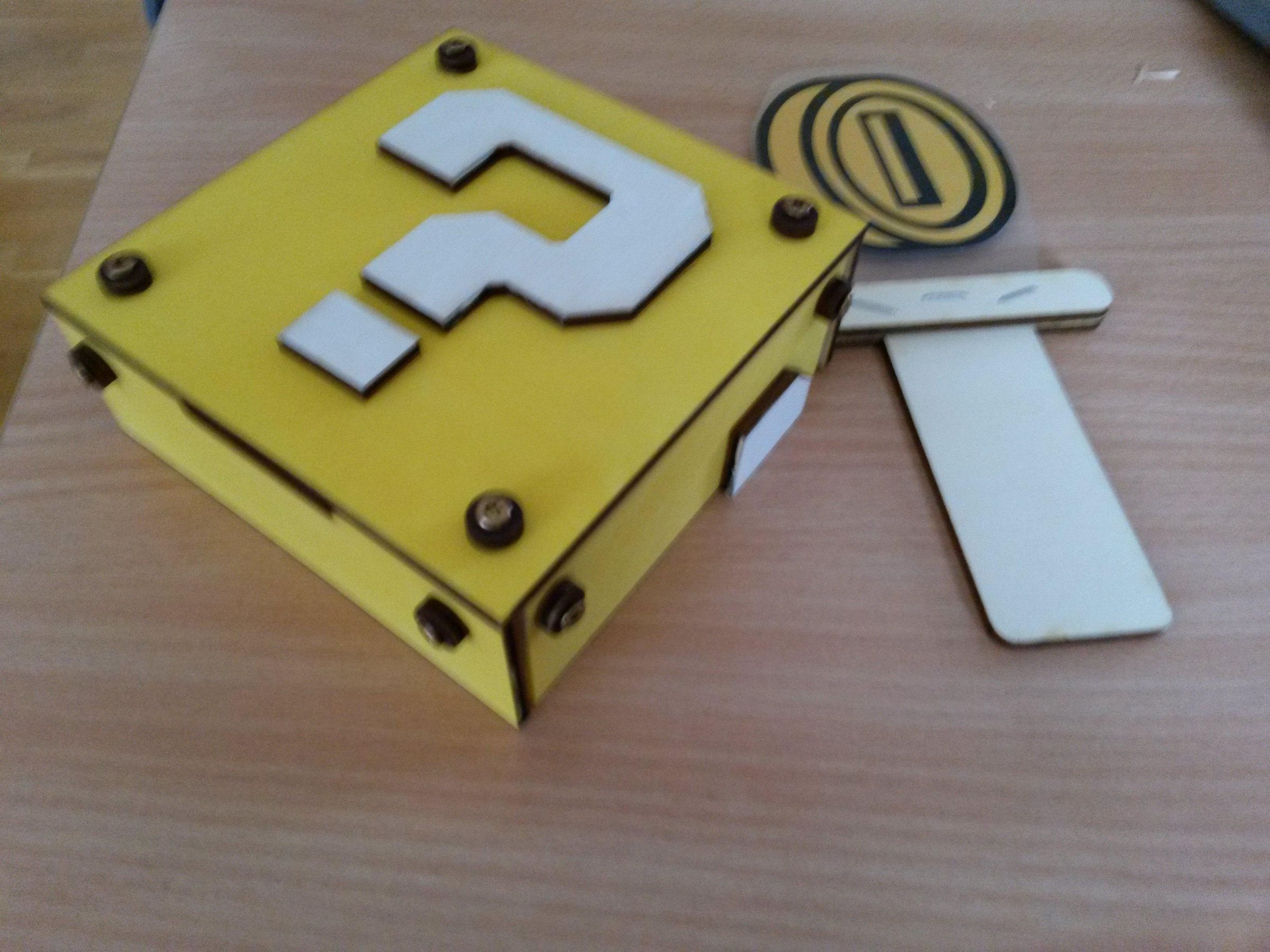 Mario Coin Box - Wall Decoration : 4 Steps - Instructables