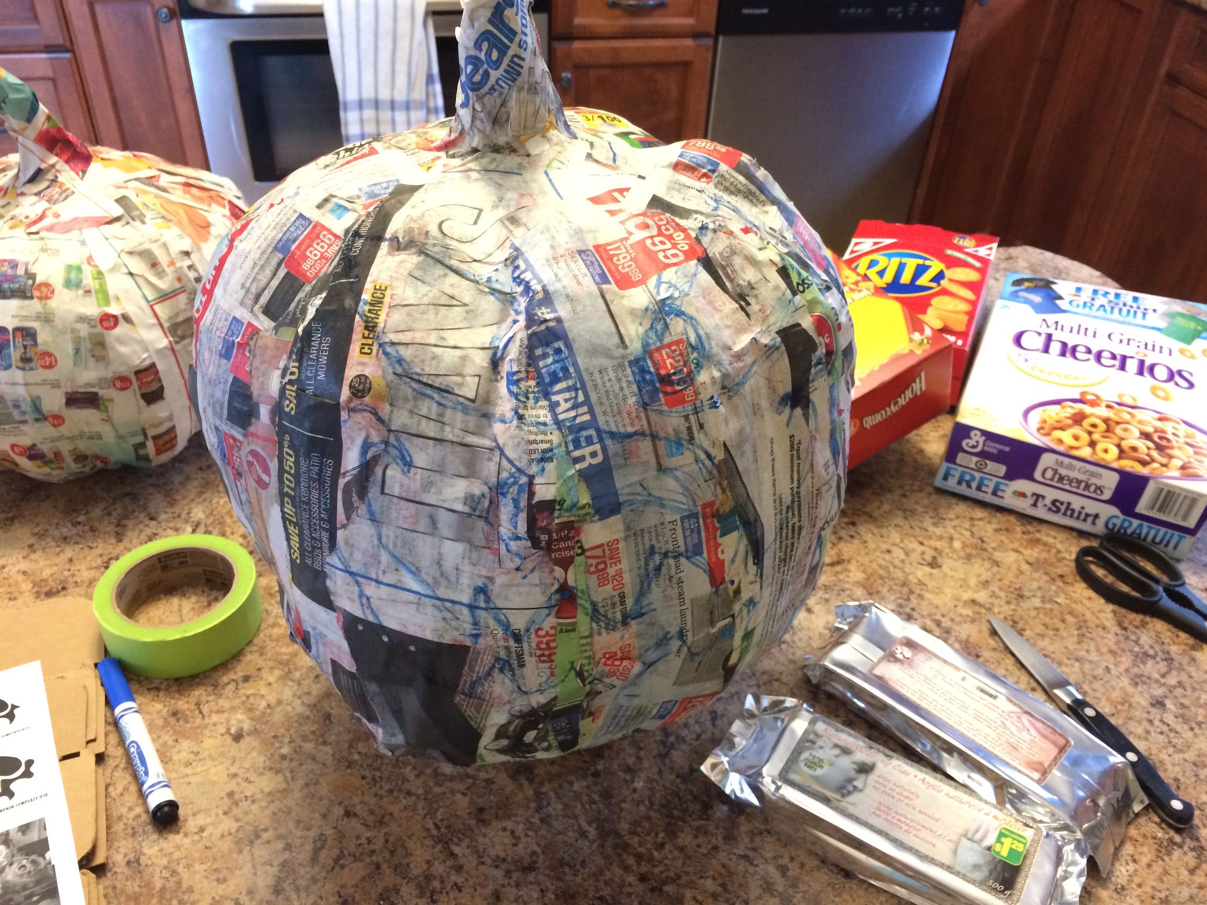 Halloween Paper-Mache Pumpkins : 19 Steps (with Pictures) - Instructables