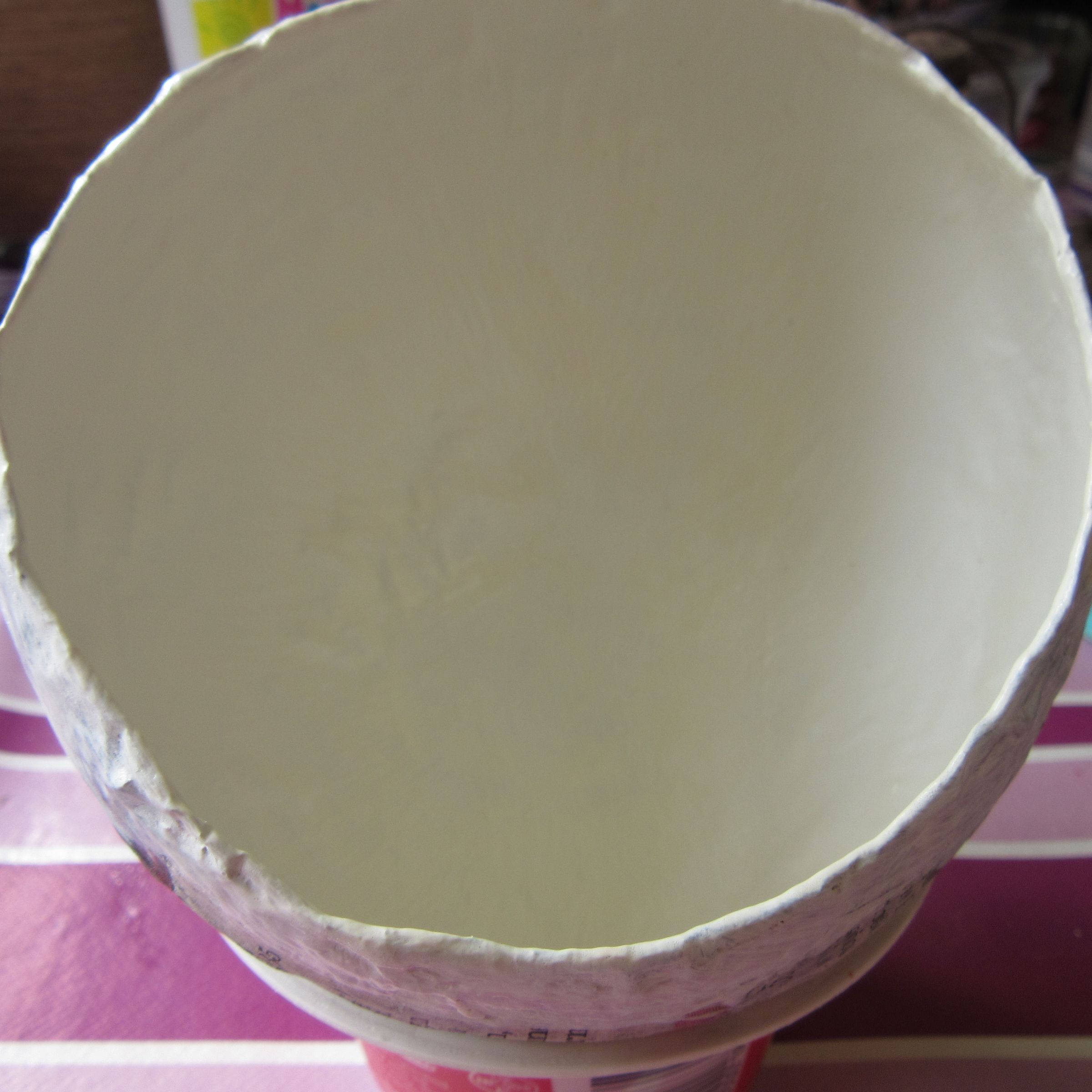 Papier Mache and String Storage Pods : 8 Steps (with Pictures ...