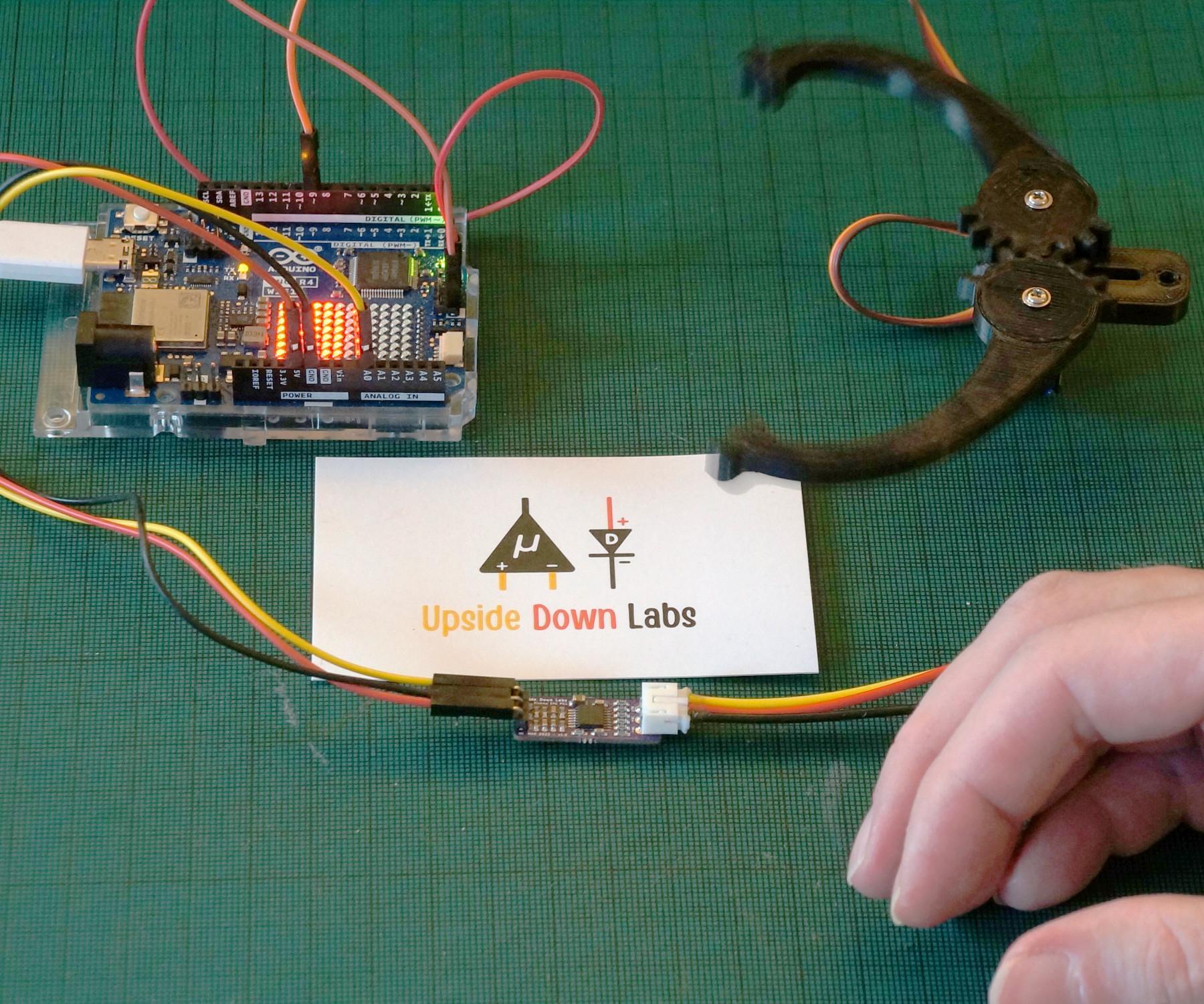 Emg With Arduino Uno R4 Wifi And Diy Neuroscience Kit From Upside Down