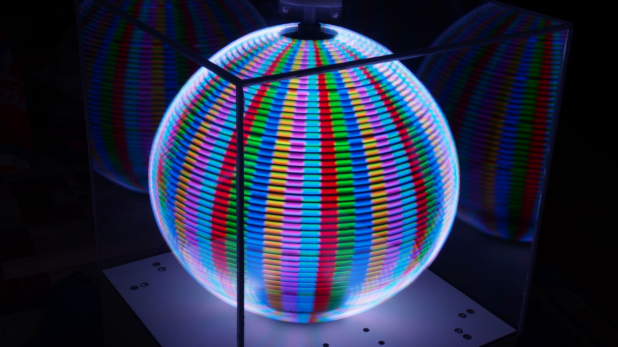 Globe Persistence of Vision : 8 Steps (with Pictures) - Instructables