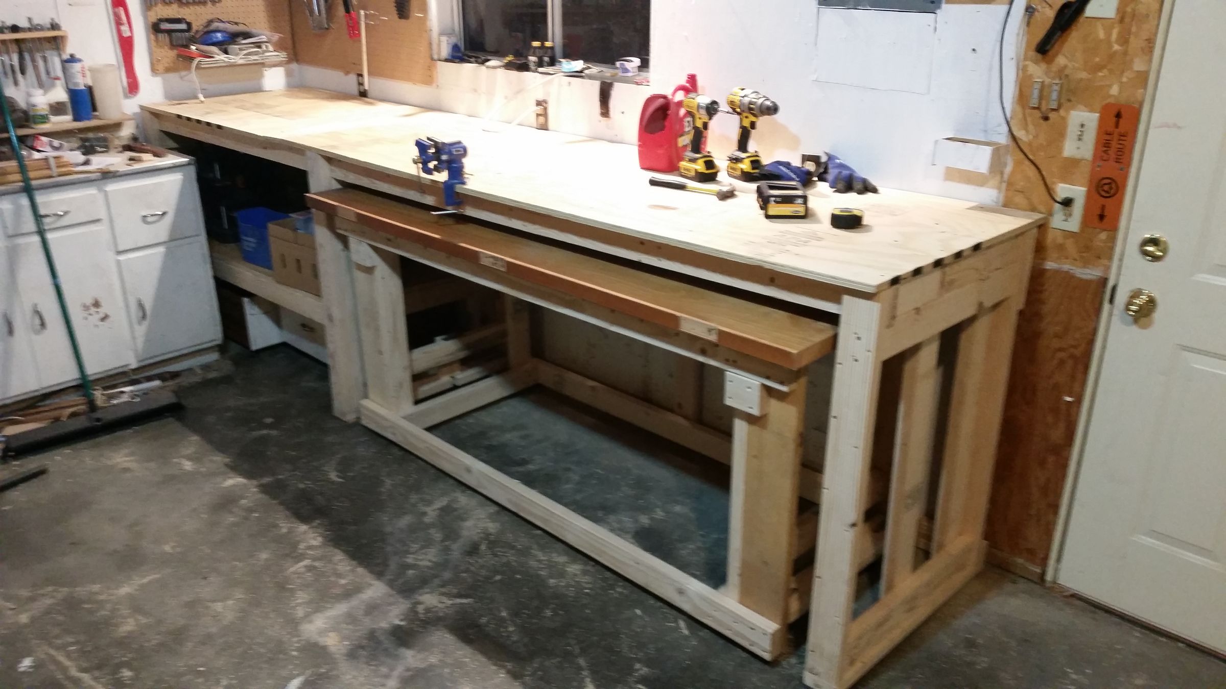 2x4 Work Bench With Nested Rolling Assembly Table : 10 Steps (with ...
