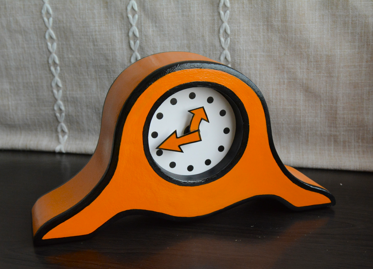 Cartoon Style Clock Upcycle : 8 Steps (with Pictures) - Instructables