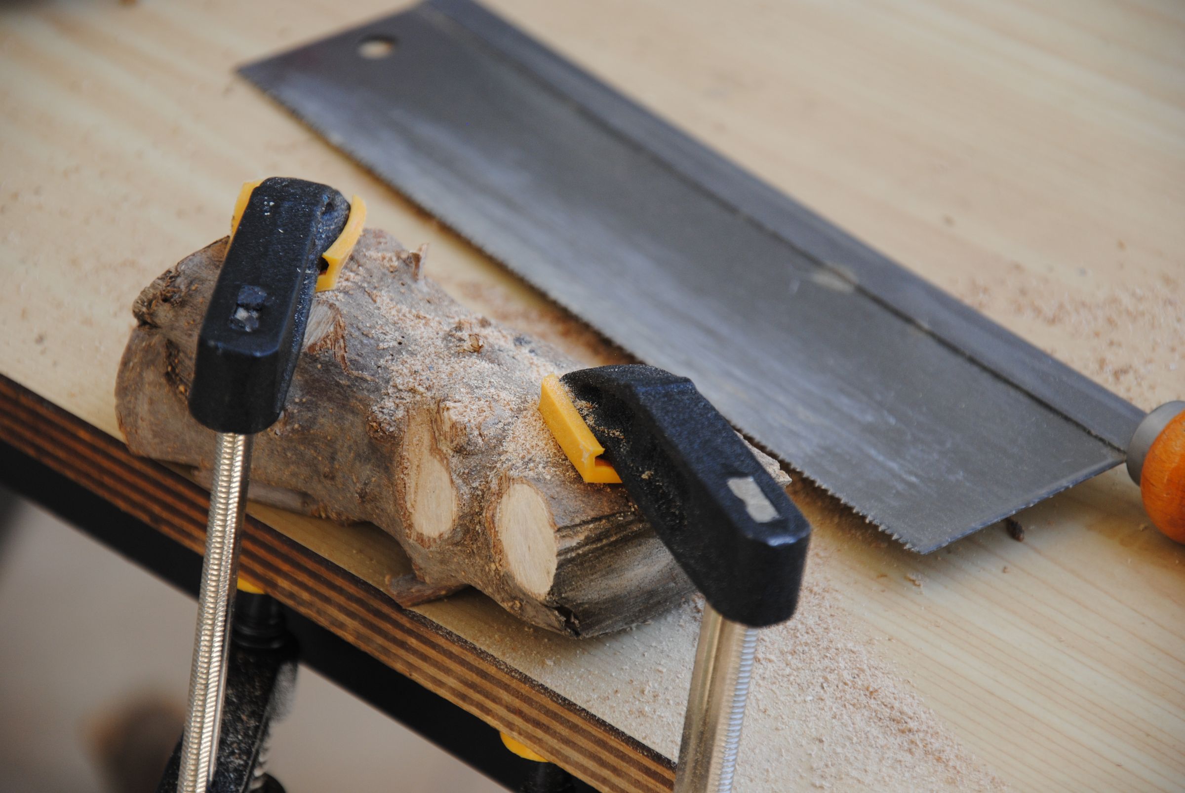 Finger Mallet From a Tree Branch | DIY Woodworking Tools #8 : 10 Steps ...