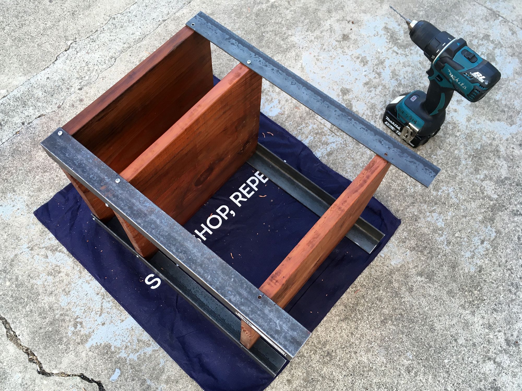 Industrial End Tables : 6 Steps (with Pictures) - Instructables