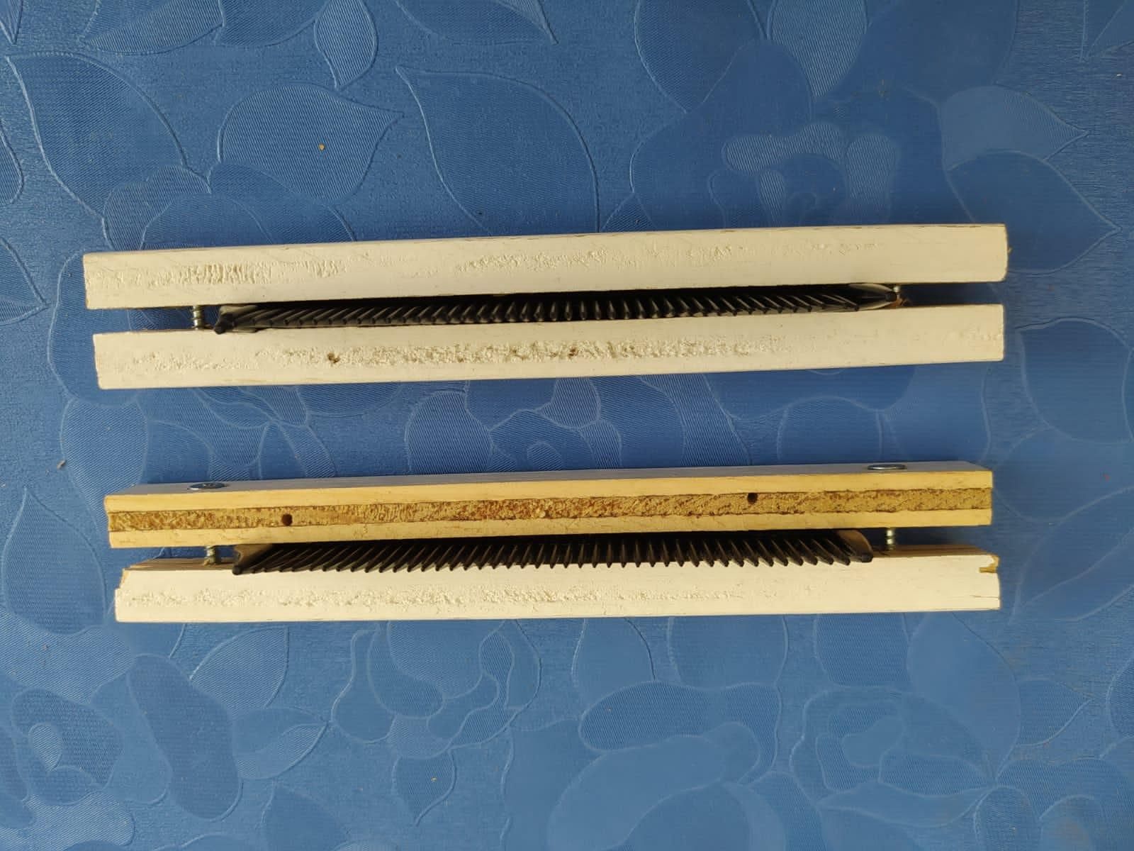 Loom With Combs : 10 Steps (with Pictures) - Instructables