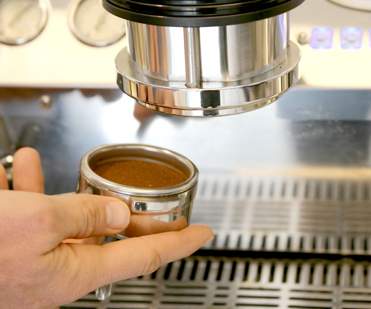 How to Pack an Espresso Shot : 5 Steps (with Pictures) - Instructables