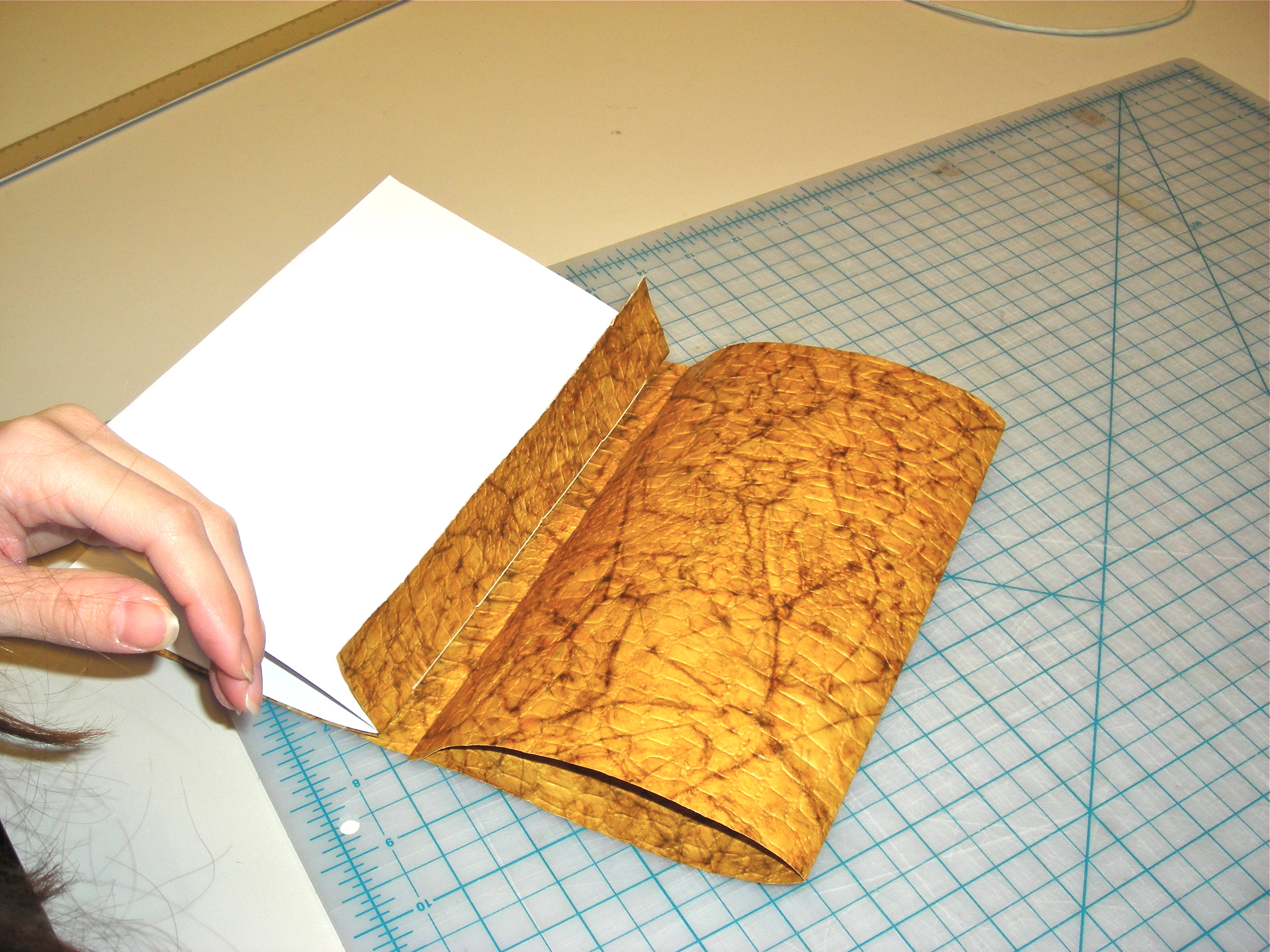 How to Sew a Softcover Pamphlet : 7 Steps (with Pictures) - Instructables