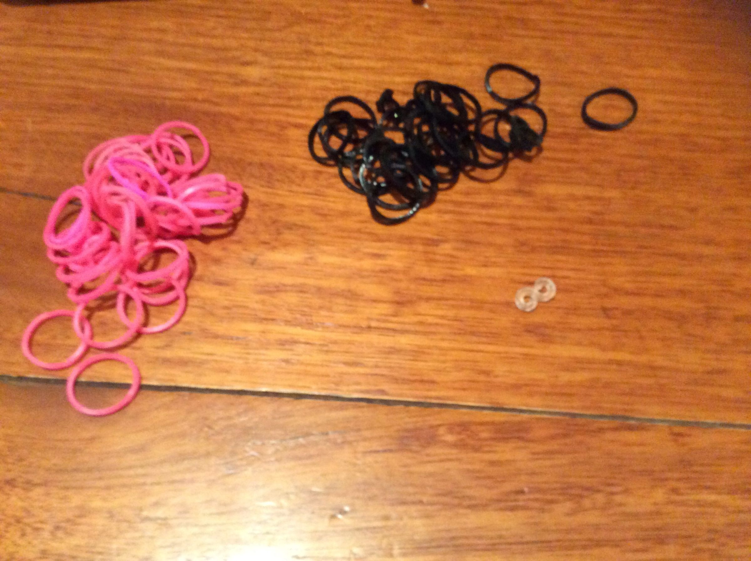 Rainbow Loom Fishtail Bracket : 6 Steps - Instructables