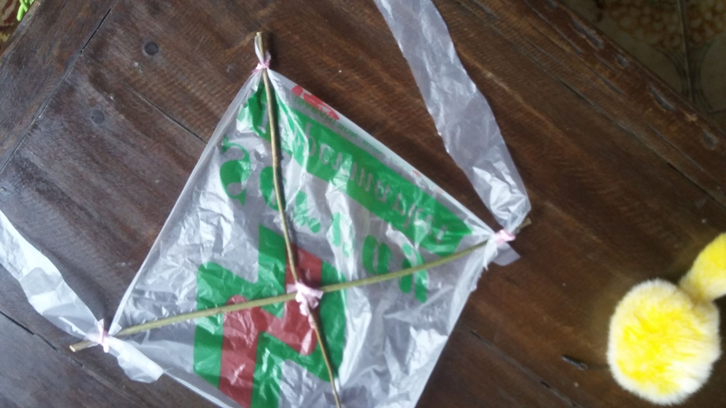 Filipino Plastic Bag Kite : 4 Steps (with Pictures) - Instructables