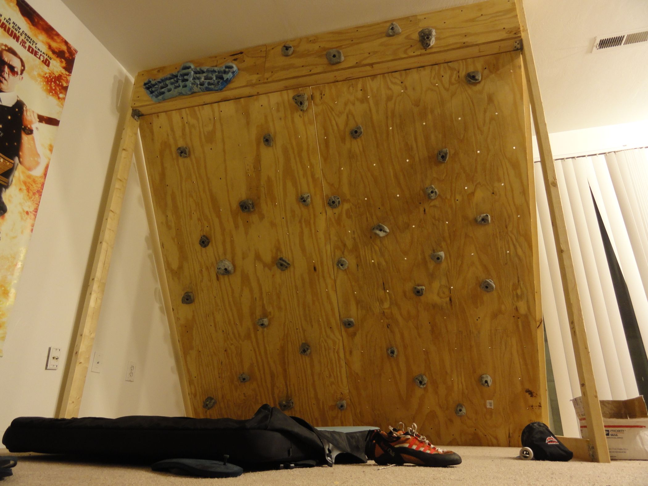 Freestanding Indoor Rock Climbing Wall for $150 : 7 Steps (with ...