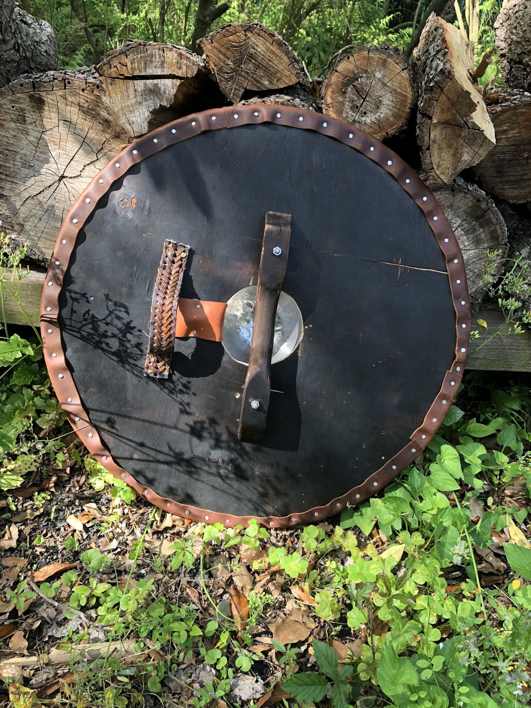 How to Make a Viking Round-Shield : 12 Steps (with Pictures ...