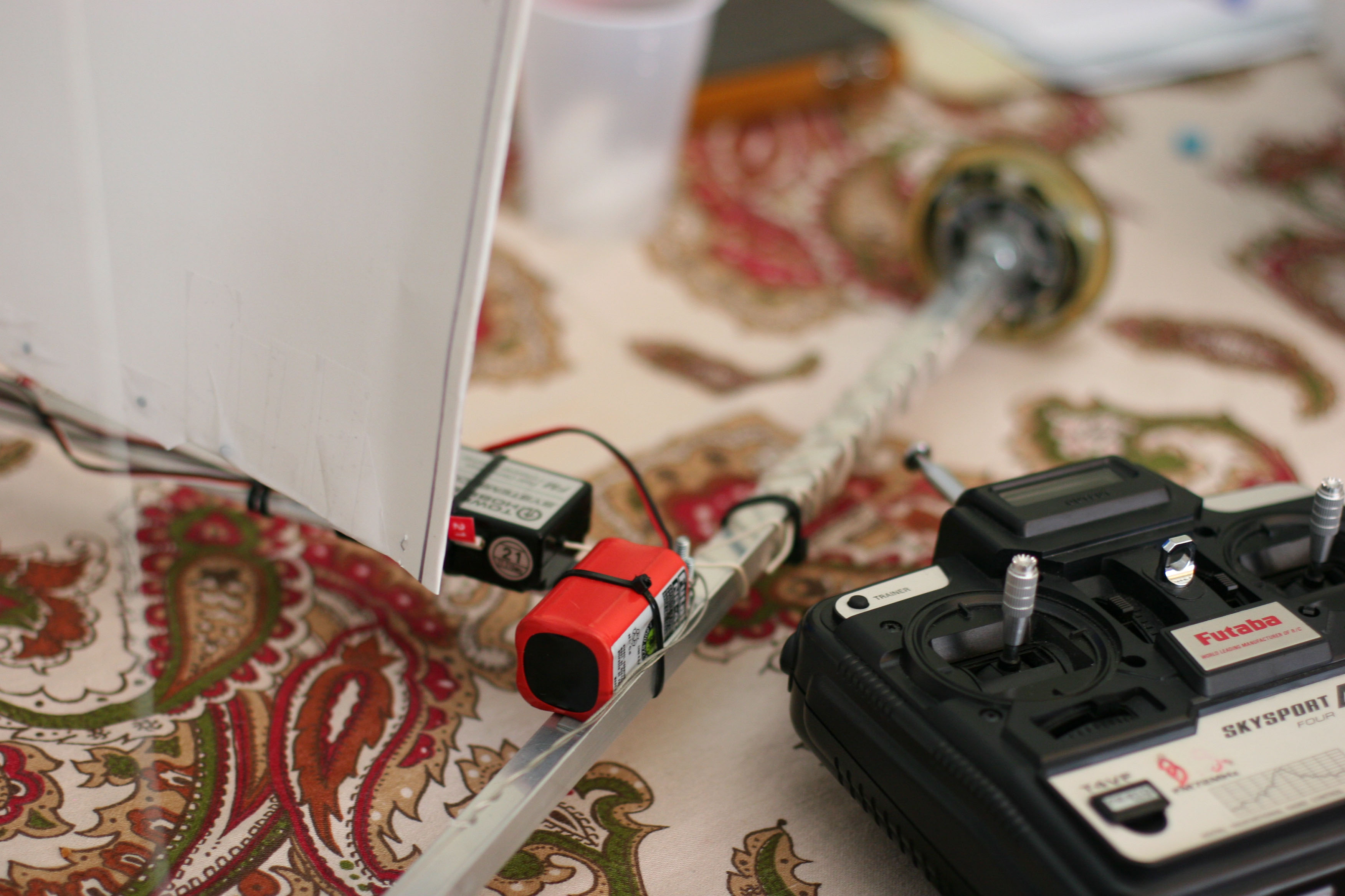 R/C Landsailer - Instructables