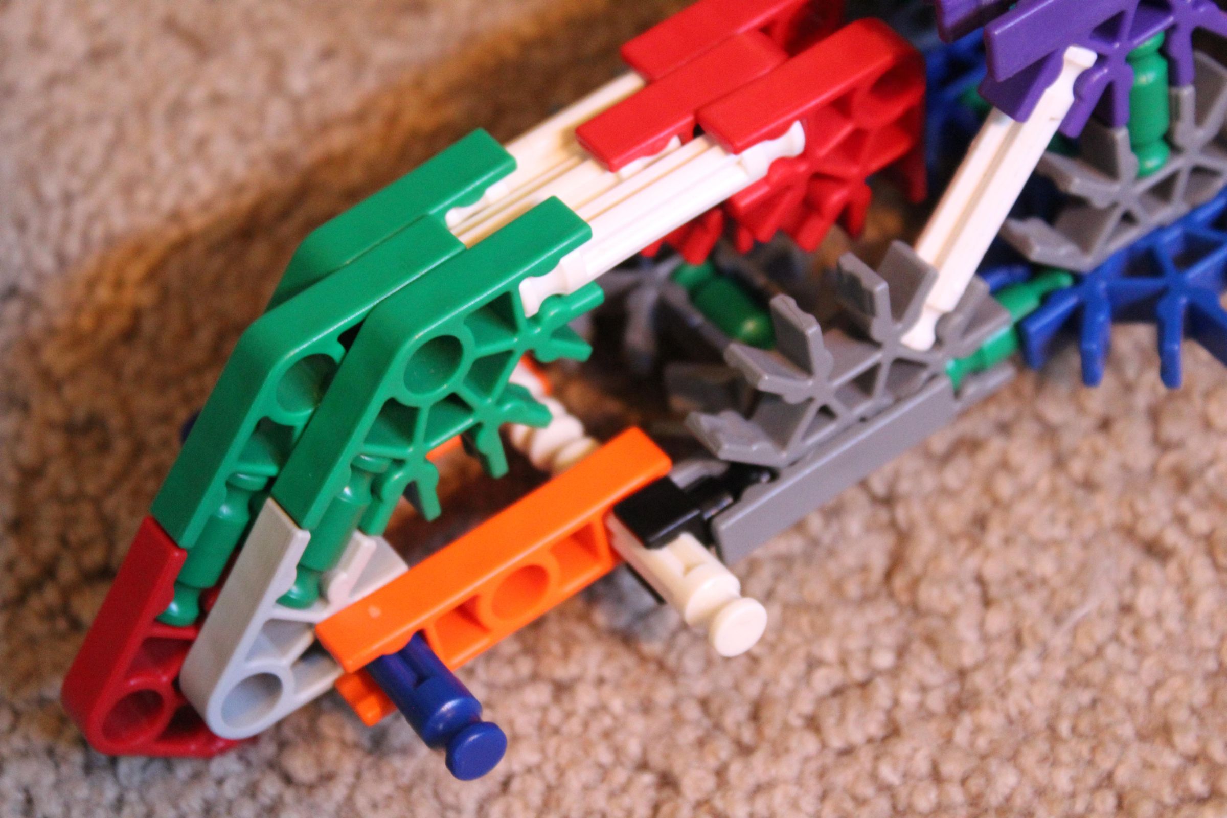 Little K'nex Airplane : 5 Steps - Instructables