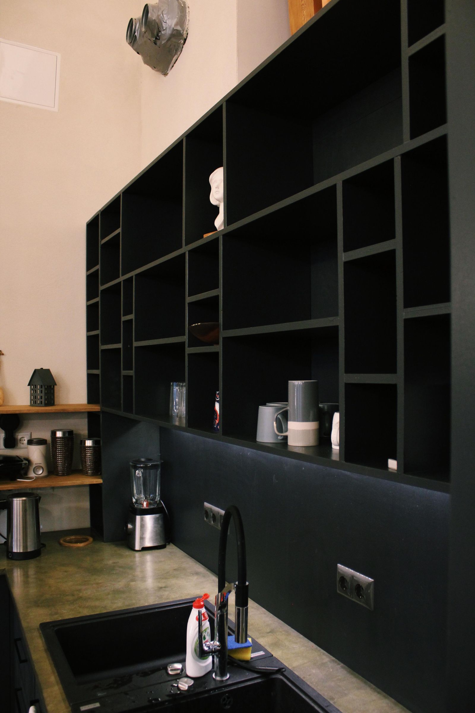 Kitchen With Many Cool Features : 11 Steps (with Pictures) - Instructables