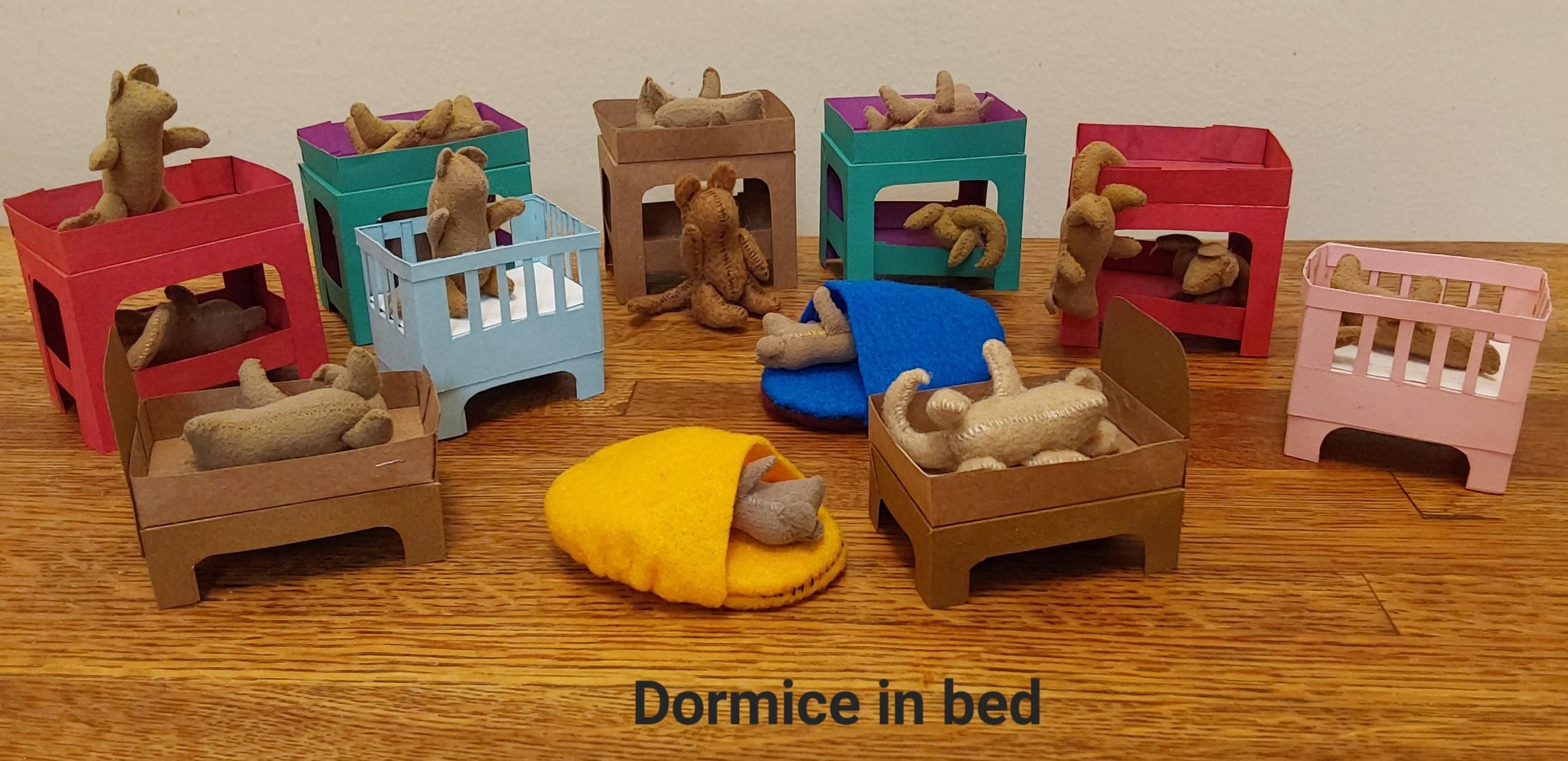 Crayon Dyed Miniature Dormice and Beds : 10 Steps (with Pictures ...