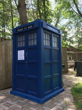 Your Own TARDIS : 12 Steps - Instructables