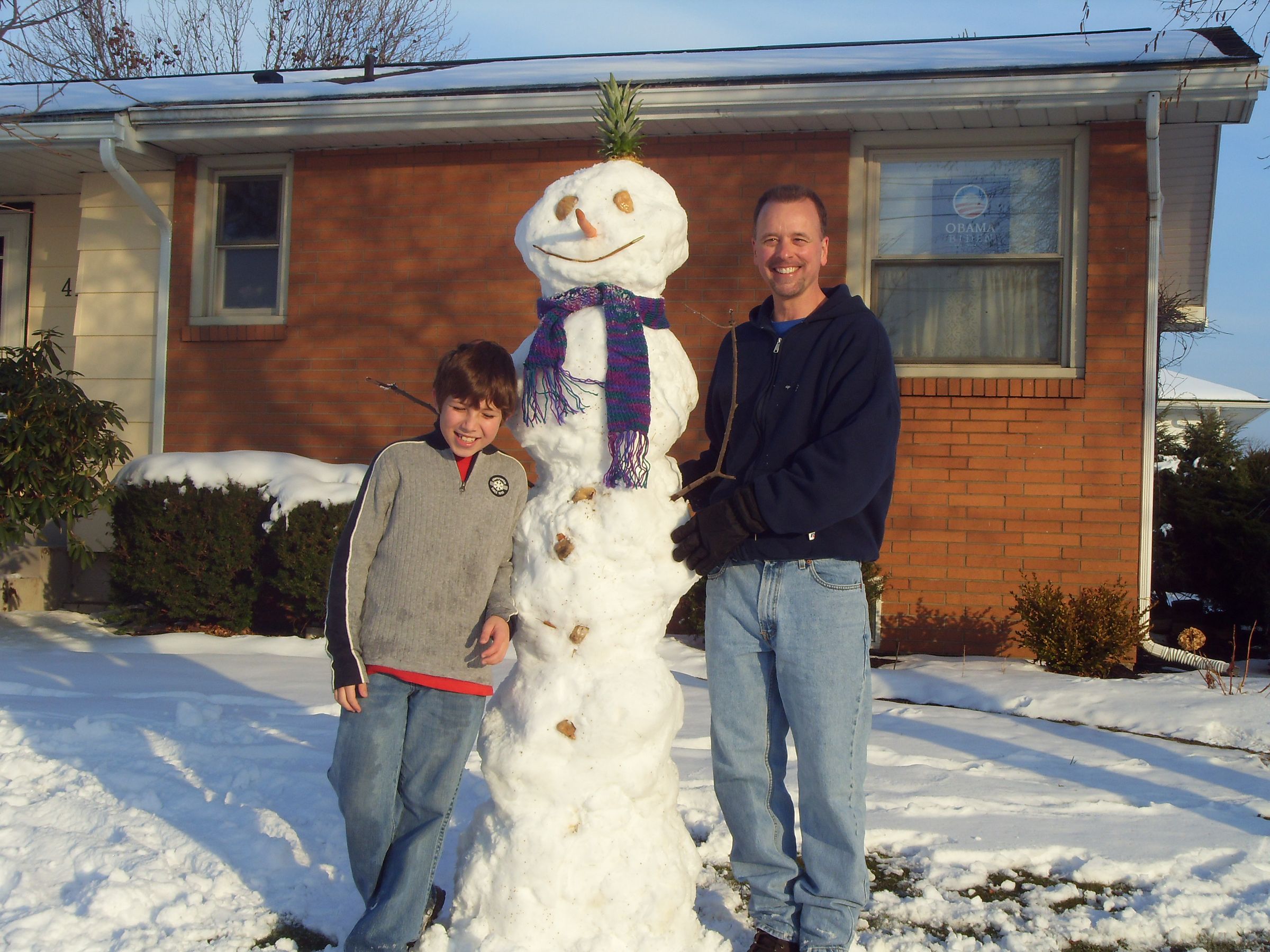 Super Tall Snowman With a Pineapple Hat - Instructables