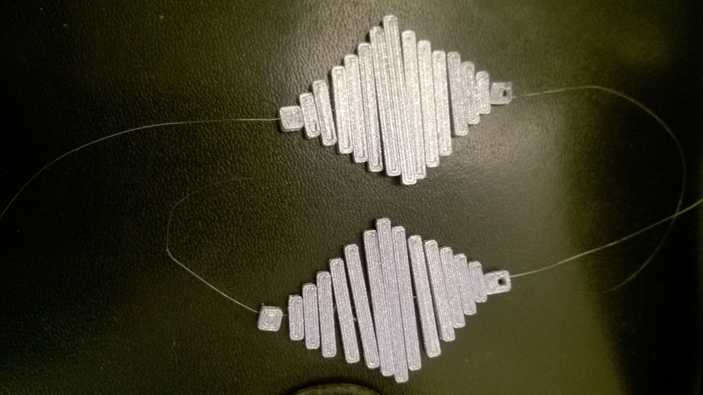 How to 3D Print on String (How to Make Floating Jewelry) : 10 Steps ...