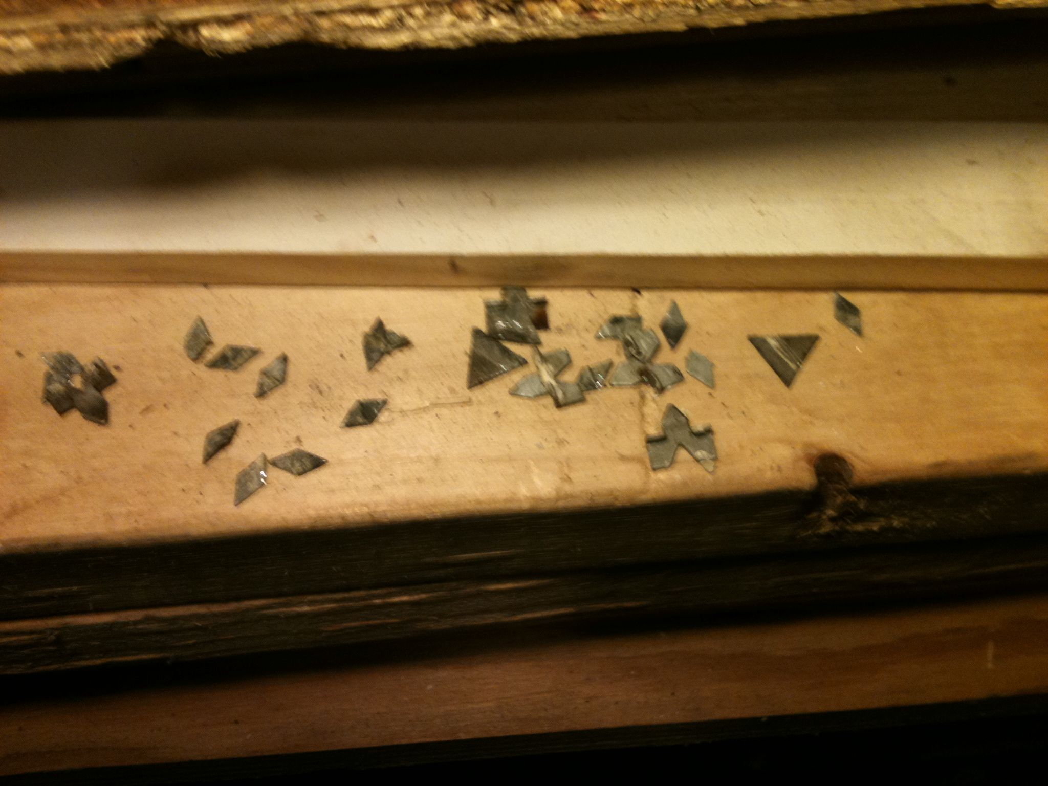 How to Remove Glass From an Old Window in One Piece. : 5 Steps ...