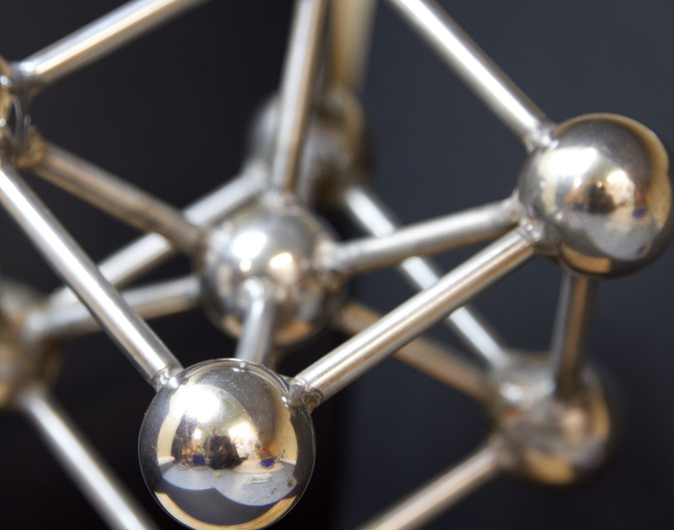 Build a Mini Atomium : 6 Steps (with Pictures) - Instructables