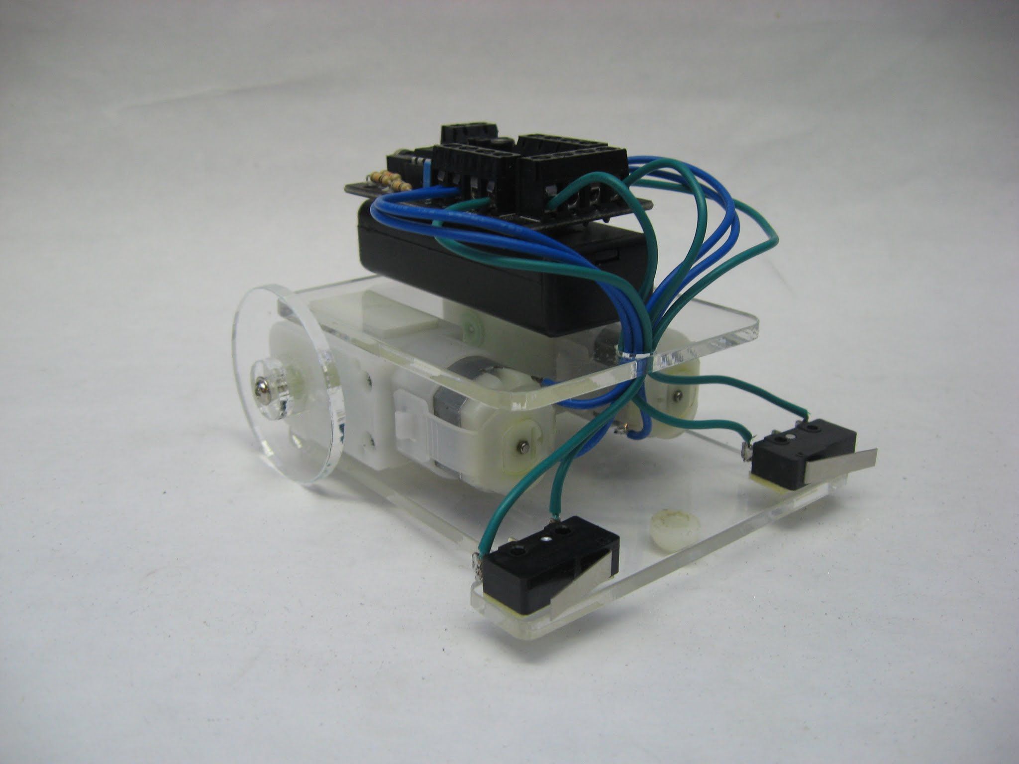 Picaxe MakerFaire Special Robot : 14 Steps (with Pictures) - Instructables