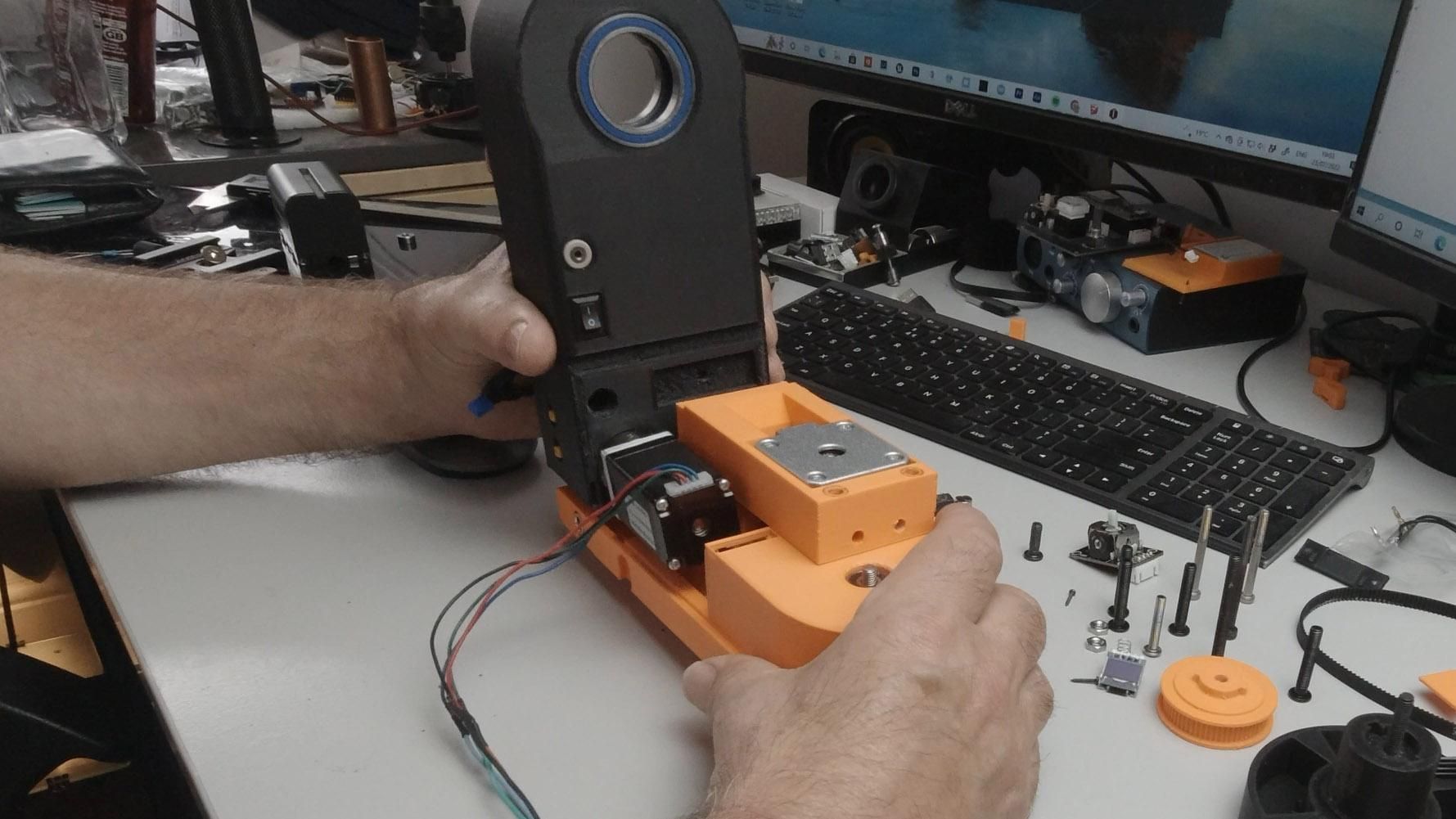 Camera Pan Tilt Head Fully Programable With WIFI PTZ Capability : 26 ...