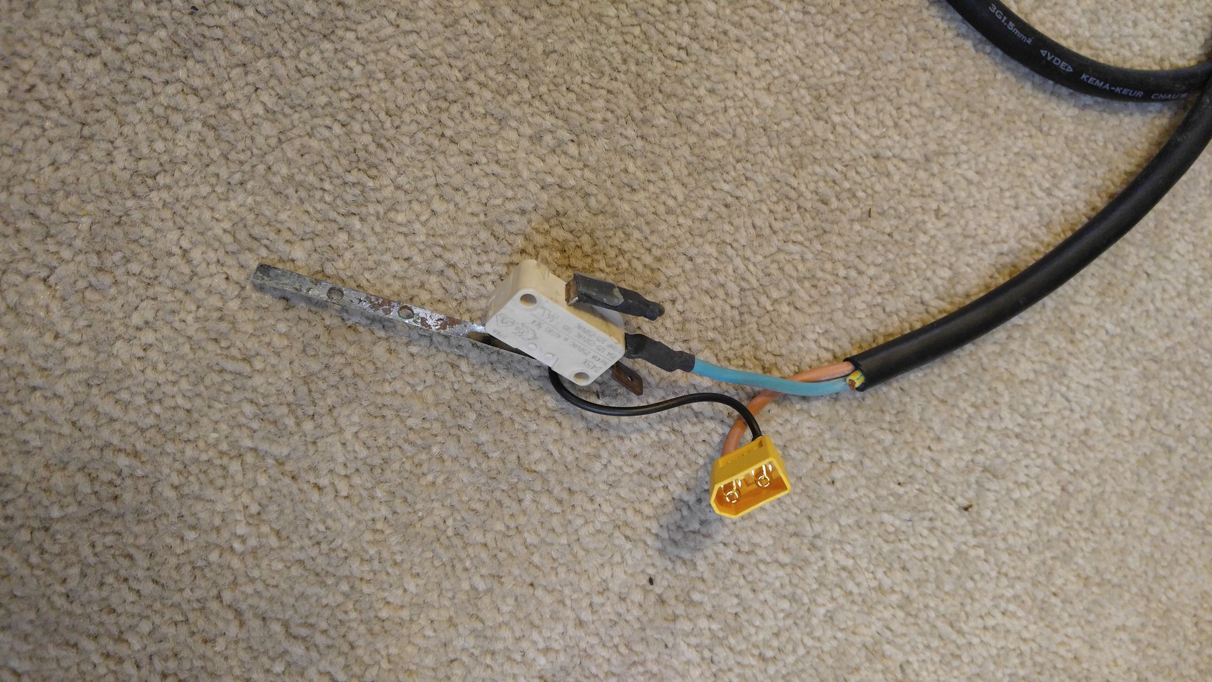 Fire Poofer (Butane Flare) : 8 Steps - Instructables