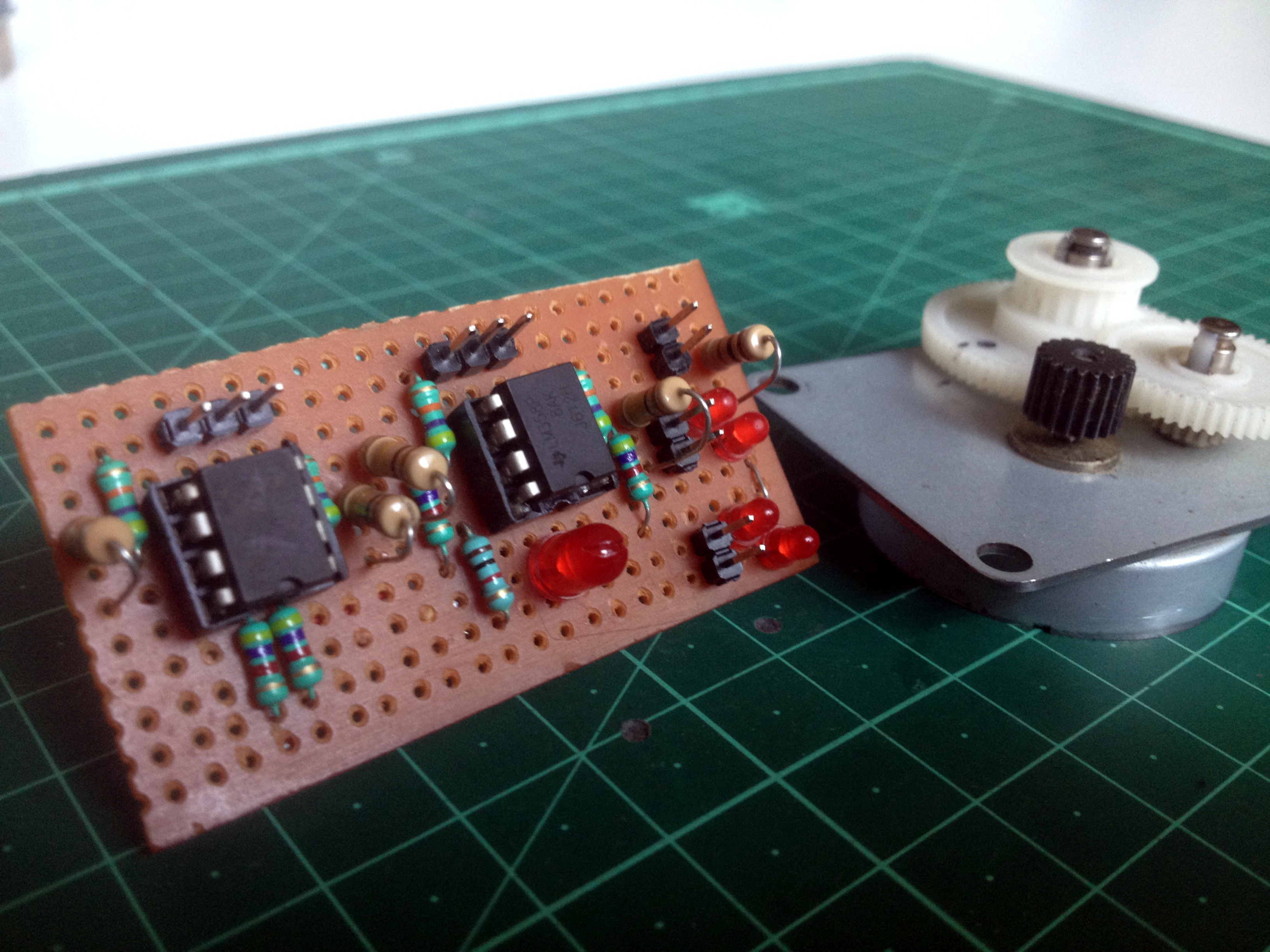 Stepper Motor Controlled Model Locomotive | Stepper Motor As a Rotary ...