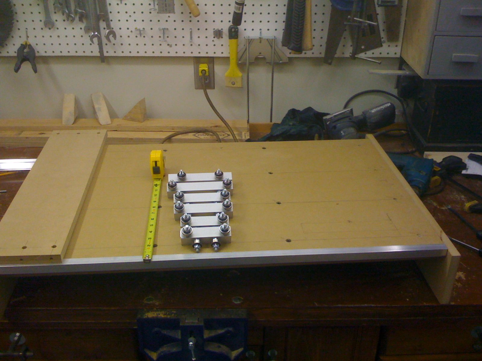 DIY MDF CNC Machine 36x22 : 9 Steps (with Pictures) - Instructables
