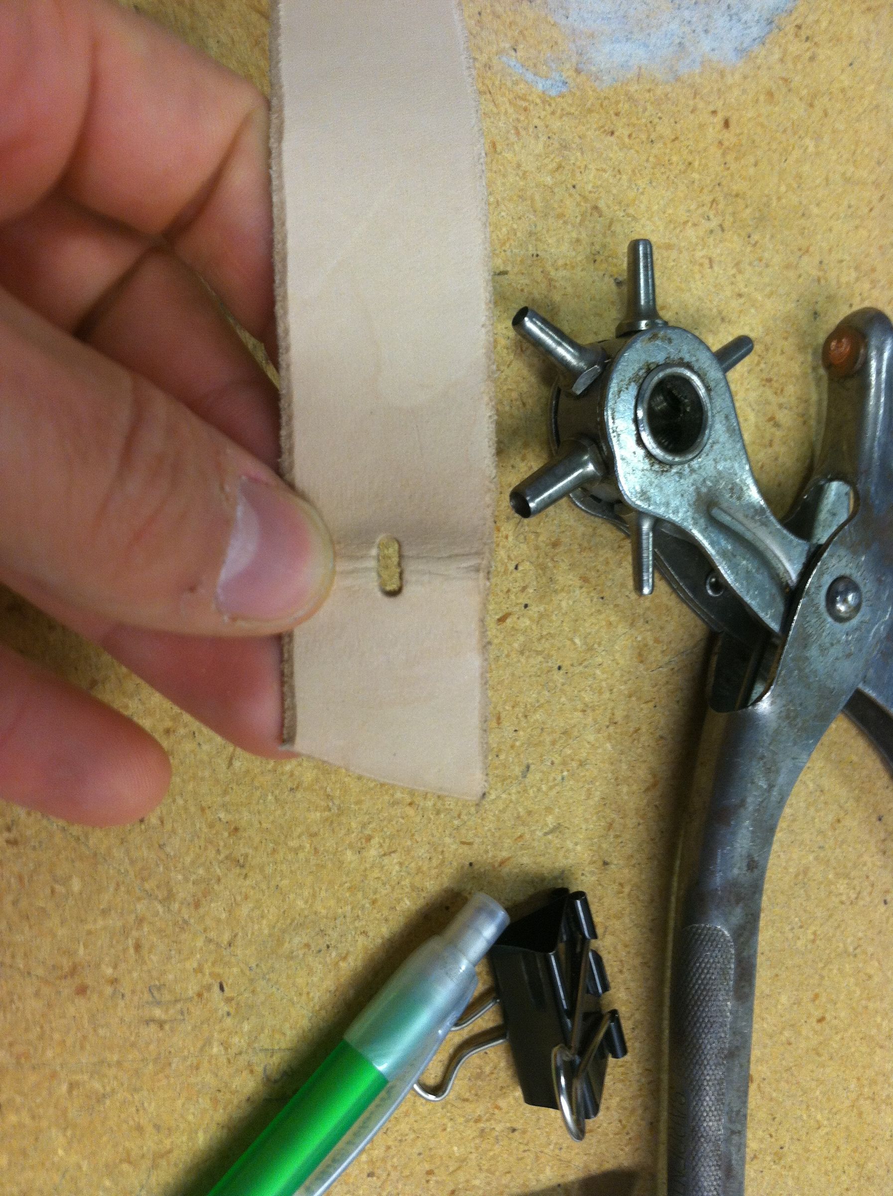 Leather Bandit or Hero Mask : 6 Steps (with Pictures) - Instructables