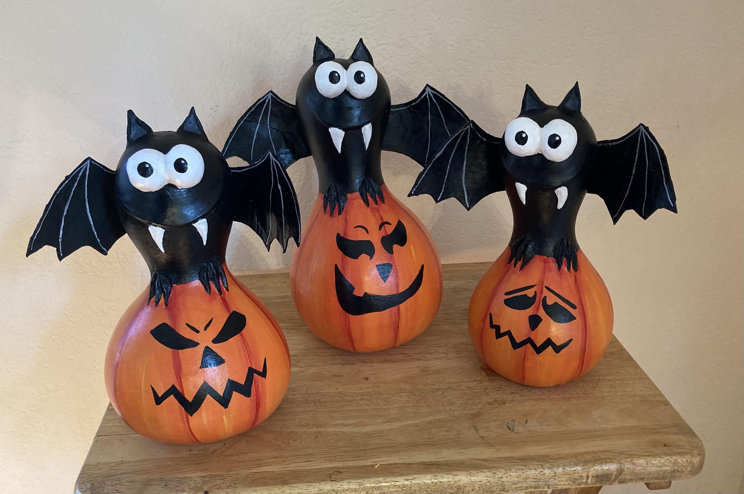 Pumpkin Bat Gourd : 6 Steps (with Pictures) - Instructables
