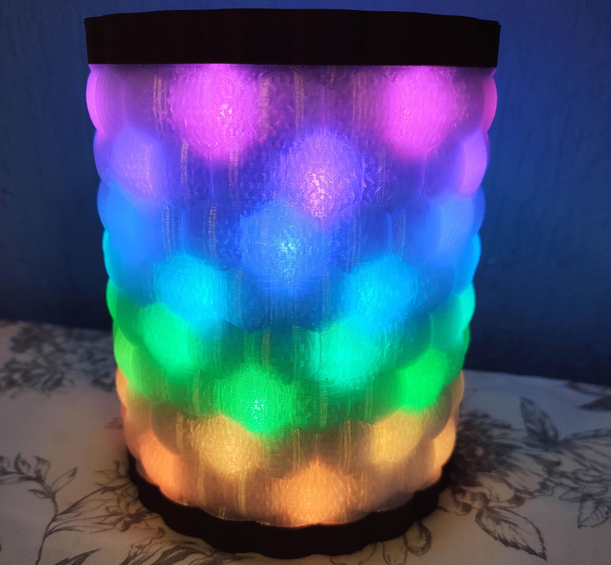An Eye-Catching 3D Printed Hexagonal Cells LED Lamp : 4 Steps (with ...