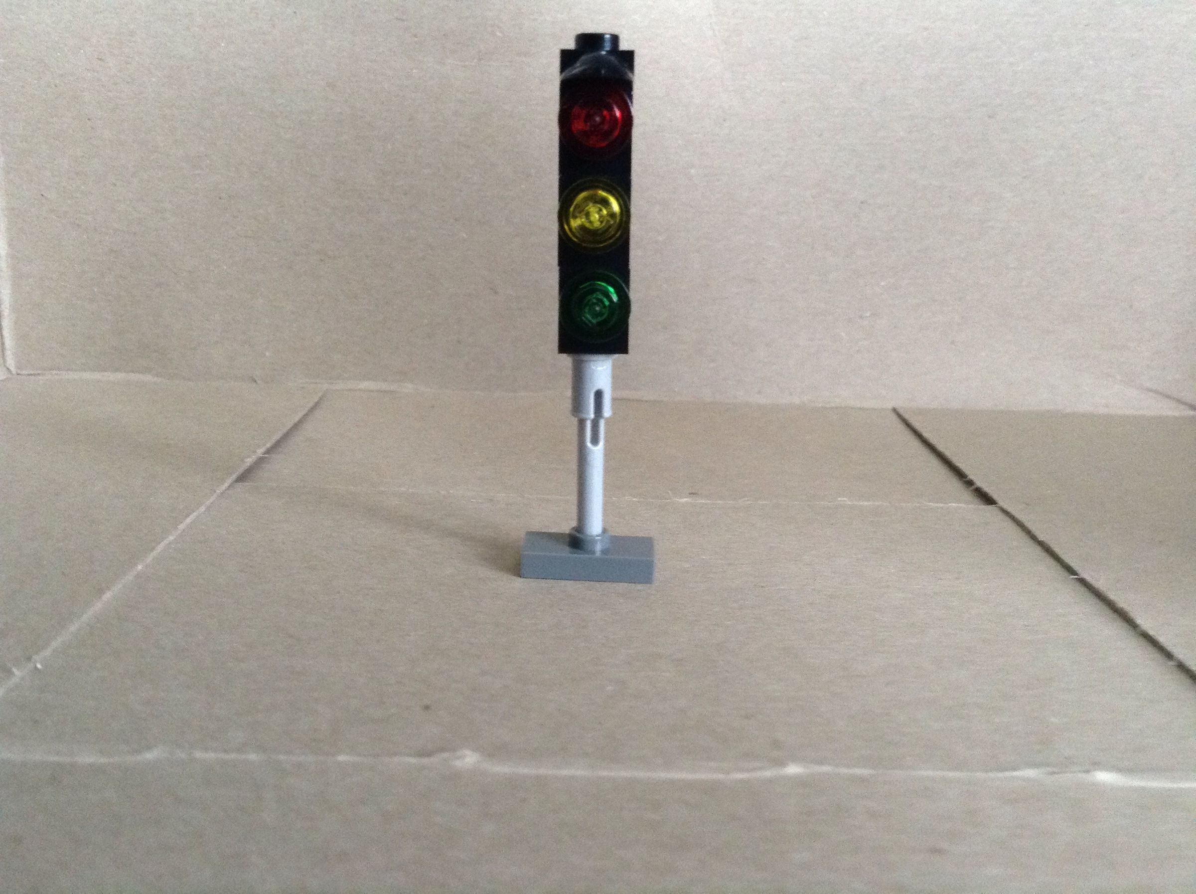 How to Make a Lego Traffic Light in 3 Easy Steps : 3 Steps - Instructables