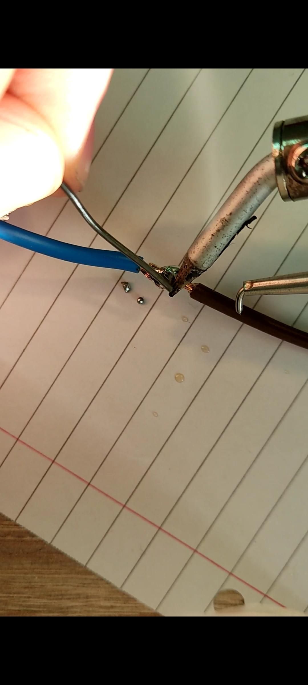 How to Solder Two Wires Together. : 3 Steps - Instructables