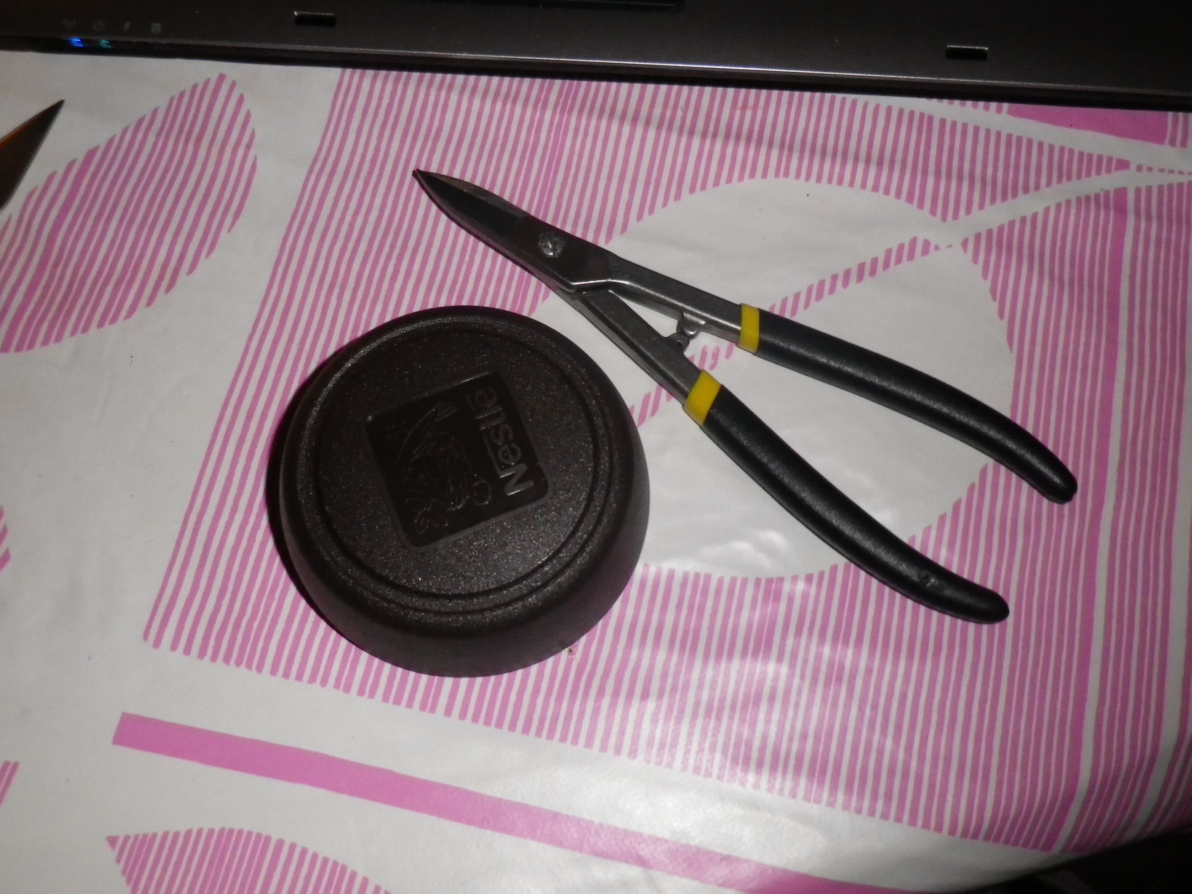 How to Create Ipod Touch/iphone Dock Easy : 3 Steps - Instructables