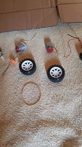9 Volt Remote Control Pusher Battlebot : 4 Steps - Instructables
