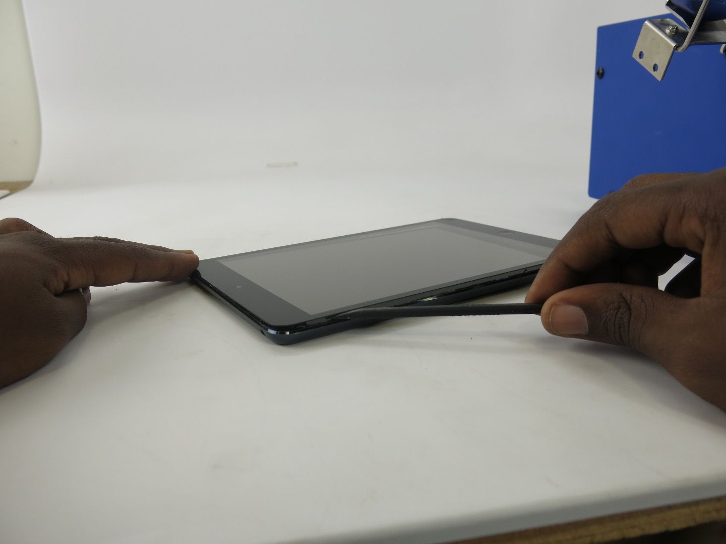 1st Generation IPad Mini Front Camera Repair : 35 Steps - Instructables