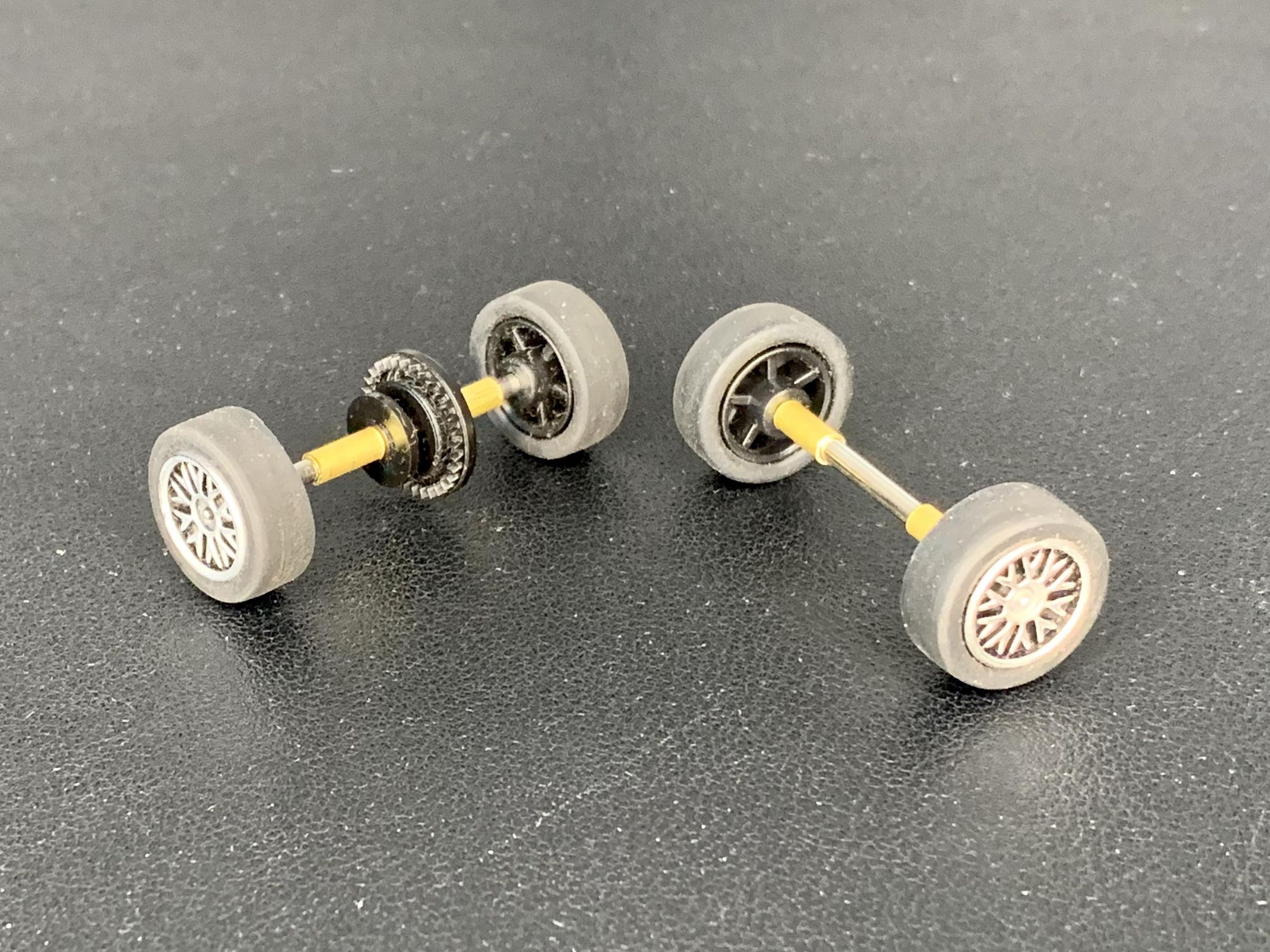 Slot Car Chassis for Bricks : 5 Steps (with Pictures) - Instructables