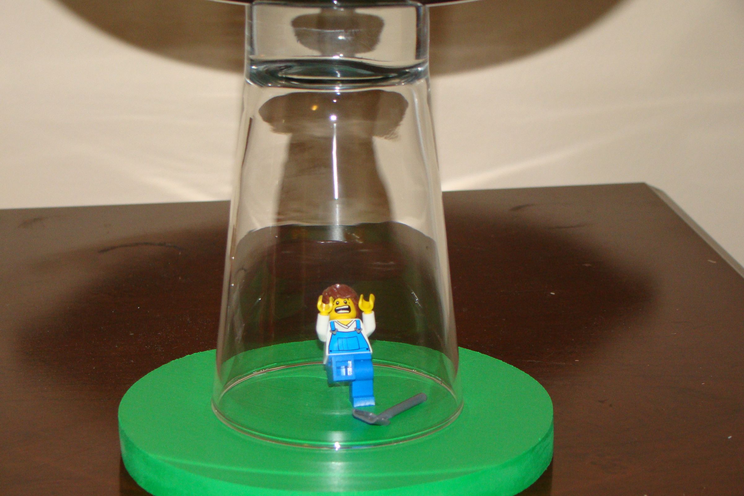 Alien Abduction Lamp : 6 Steps (with Pictures) - Instructables