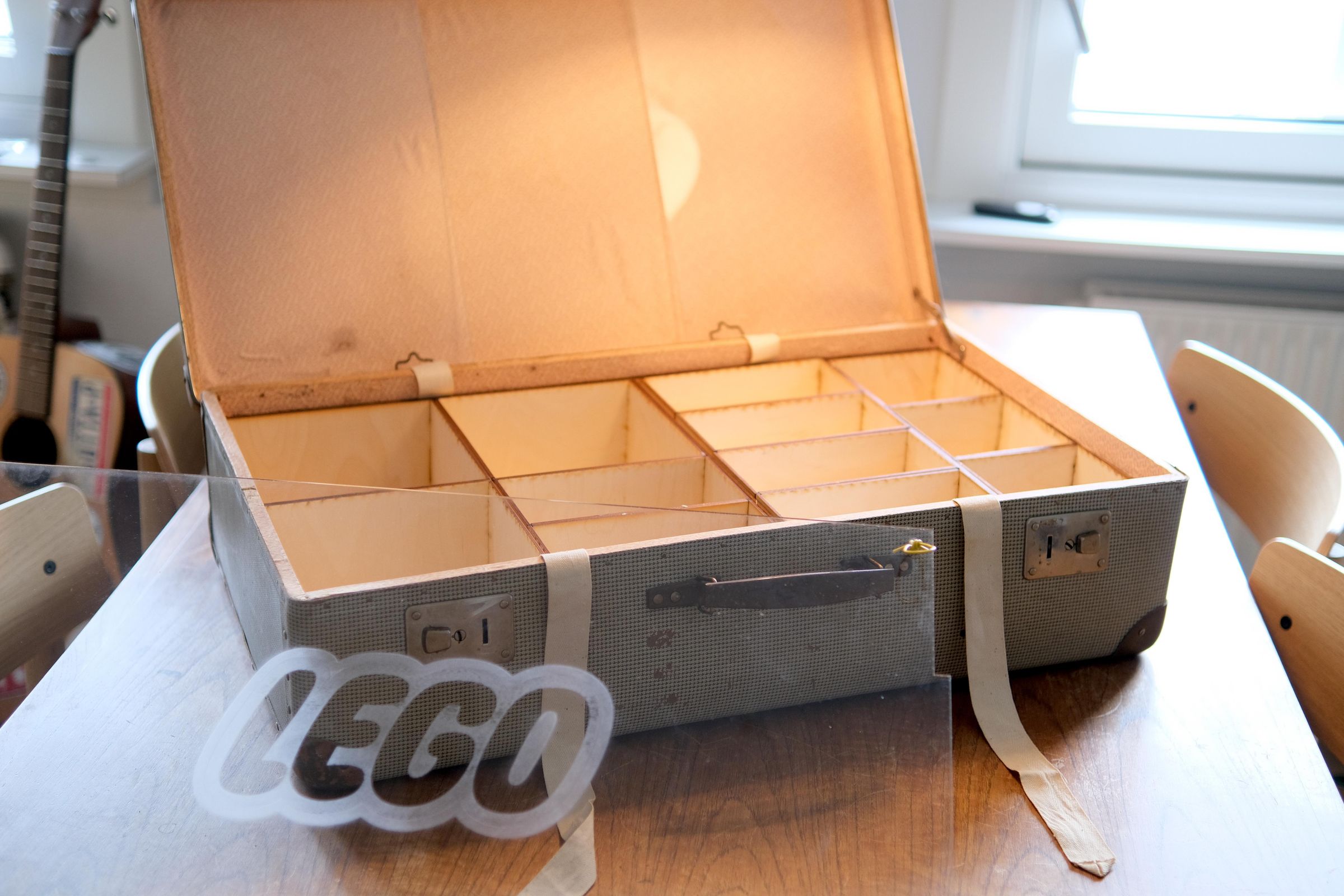 Lego Organizing Suitcase : 7 Steps (with Pictures) - Instructables