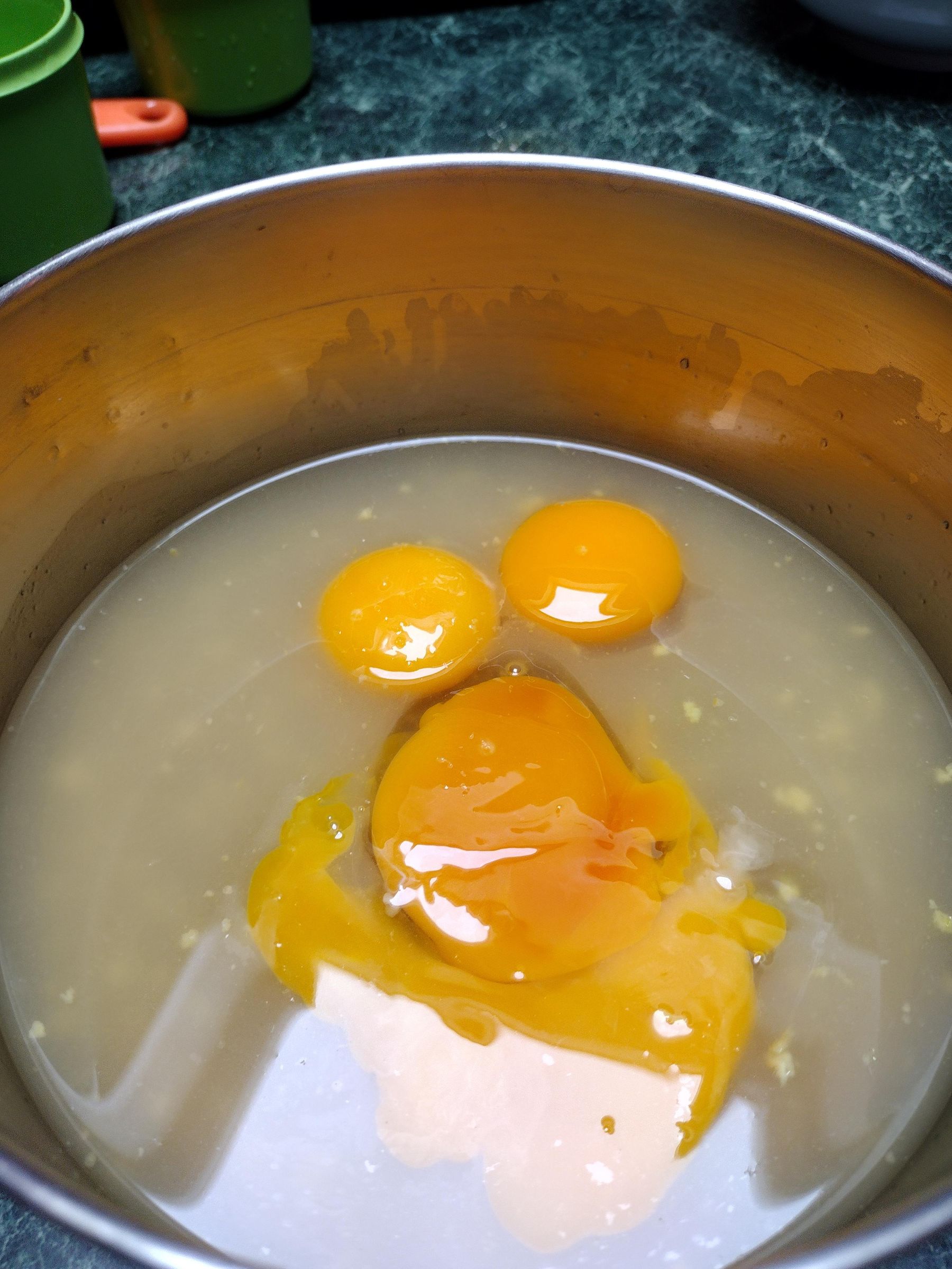 Lemon Chiffon Bee Pie : 9 Steps (with Pictures) - Instructables