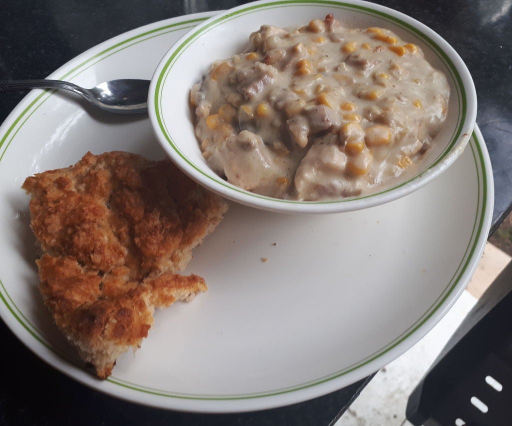 Dutch Oven Chicken And Bacon Corn Chowder With Biscuits 4 Steps Instructables