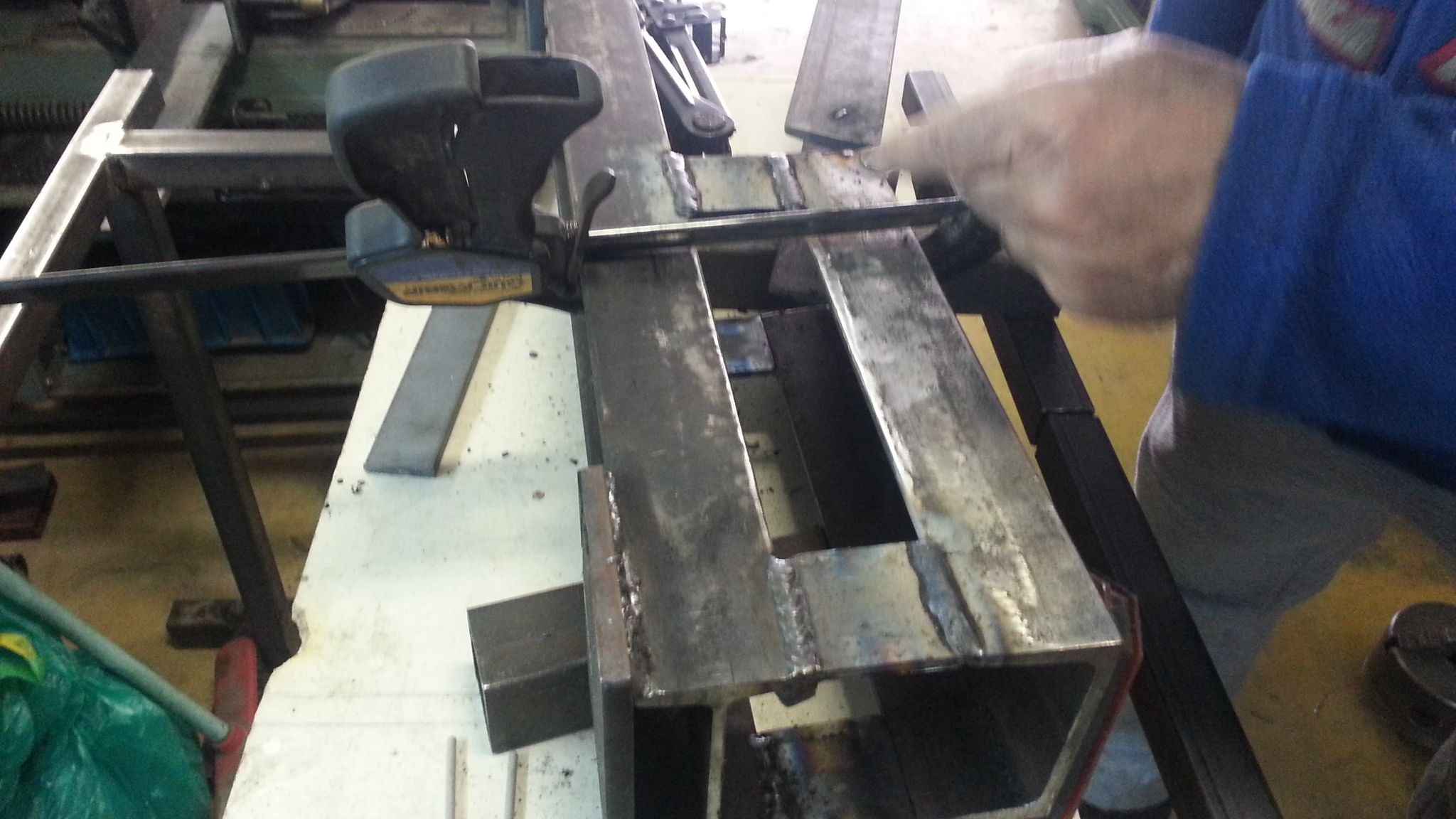 DIY - Metal Roller Bender : 6 Steps (with Pictures) - Instructables