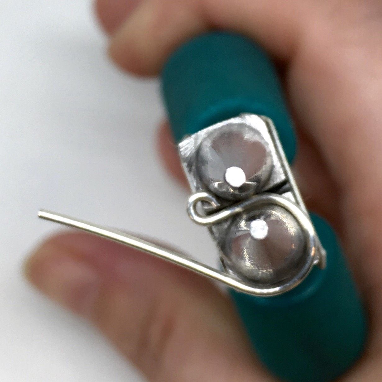 Simple Handmade Ear Wire : 7 Steps (with Pictures) - Instructables