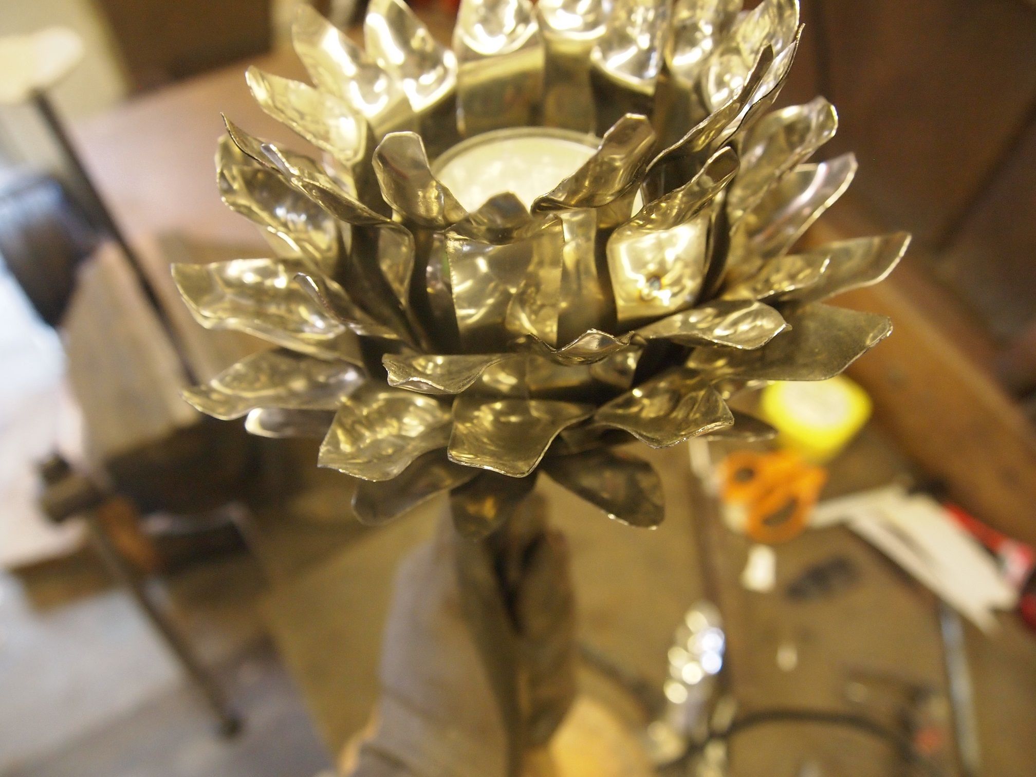 Metal Flower Lamp : 6 Steps (with Pictures) - Instructables