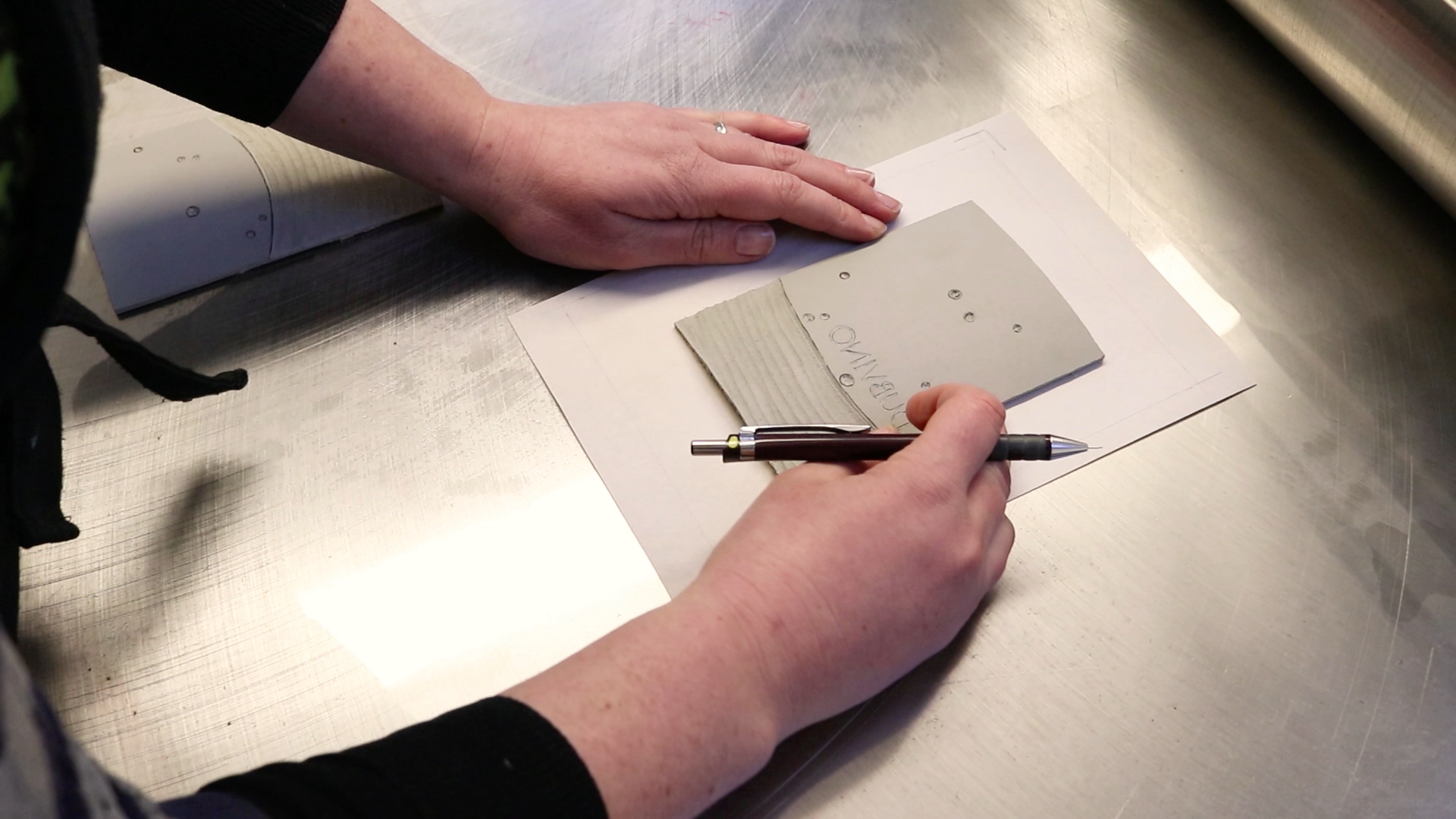 Make a Two-colour Linocut Relief Print : 12 Steps (with Pictures ...